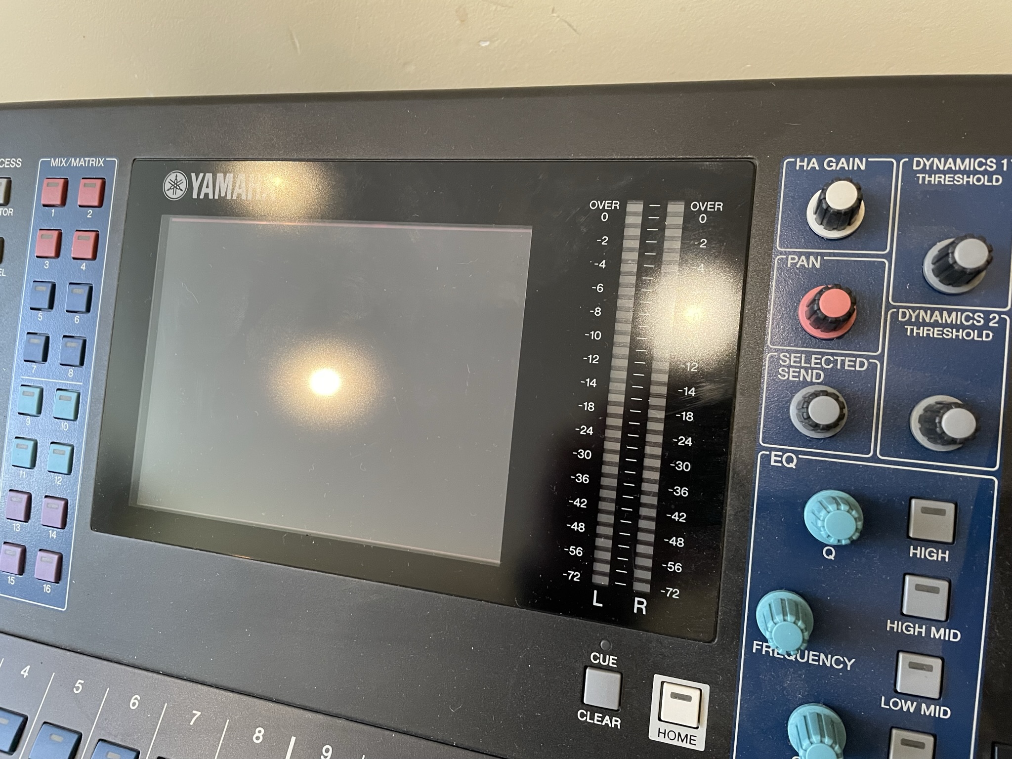 LS9-16 - Yamaha LS9-16 - Audiofanzine