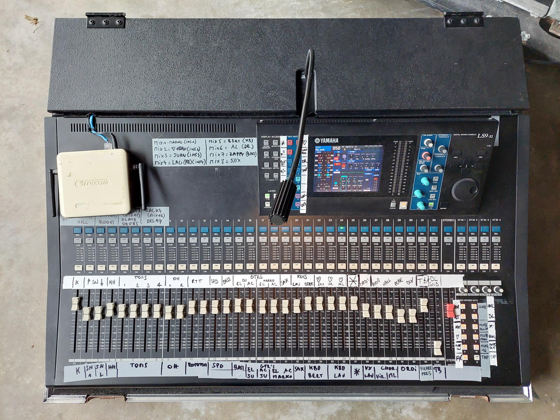 LS9-16 - Yamaha LS9-16 - Audiofanzine