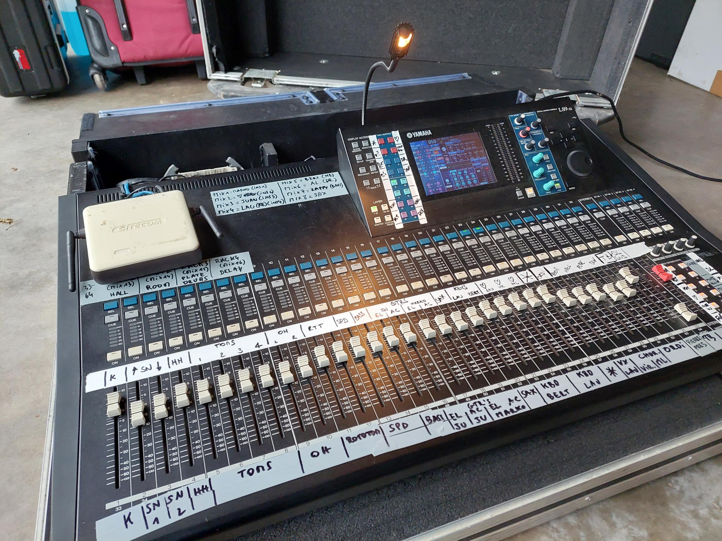 LS9-16 - Yamaha LS9-16 - Audiofanzine