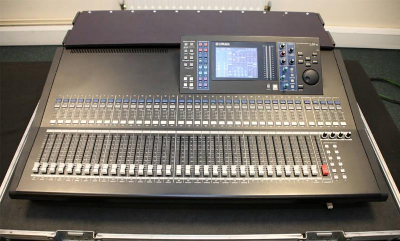 Yamaha LS9-32 image (#529639) - Audiofanzine