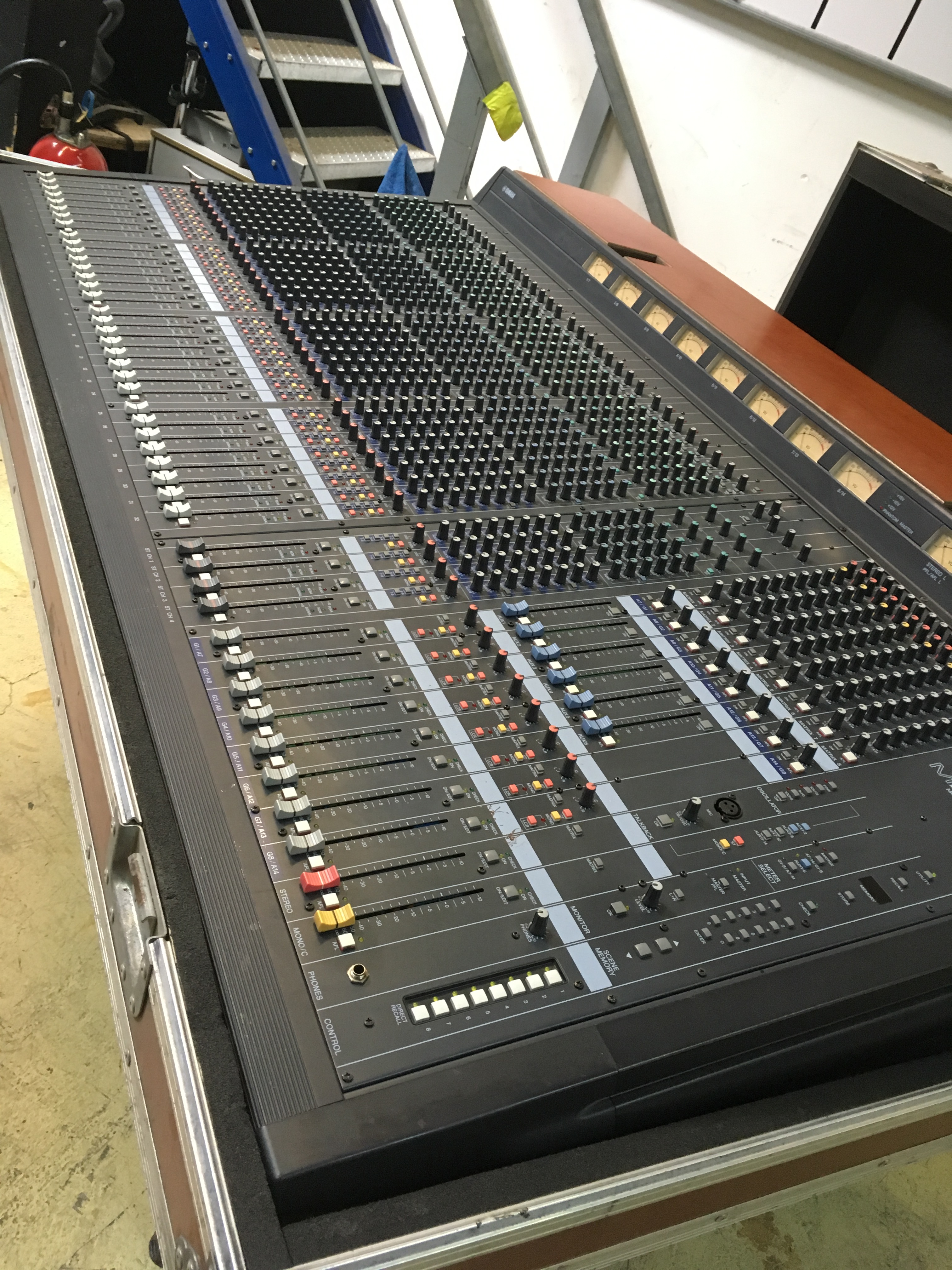 Photo Yamaha M 2500 Yamaha M 2500 22517 1799865 Audiofanzine photo-yamaha-m-2500-yamaha-m-2500-22517-1799865-audiofanzine