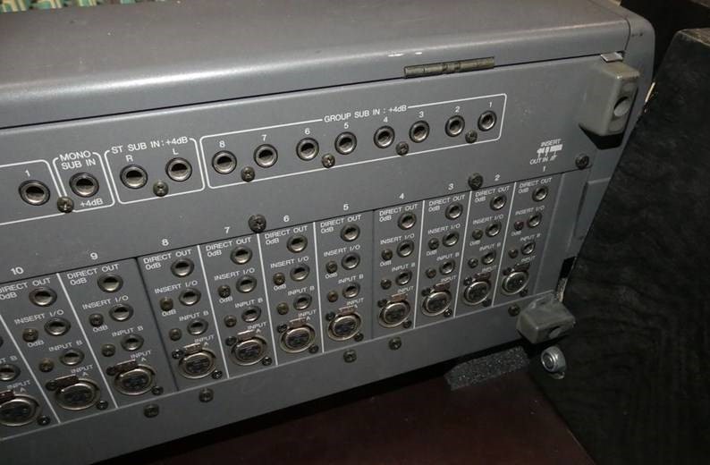 M2000 - Yamaha M2000 - Audiofanzine