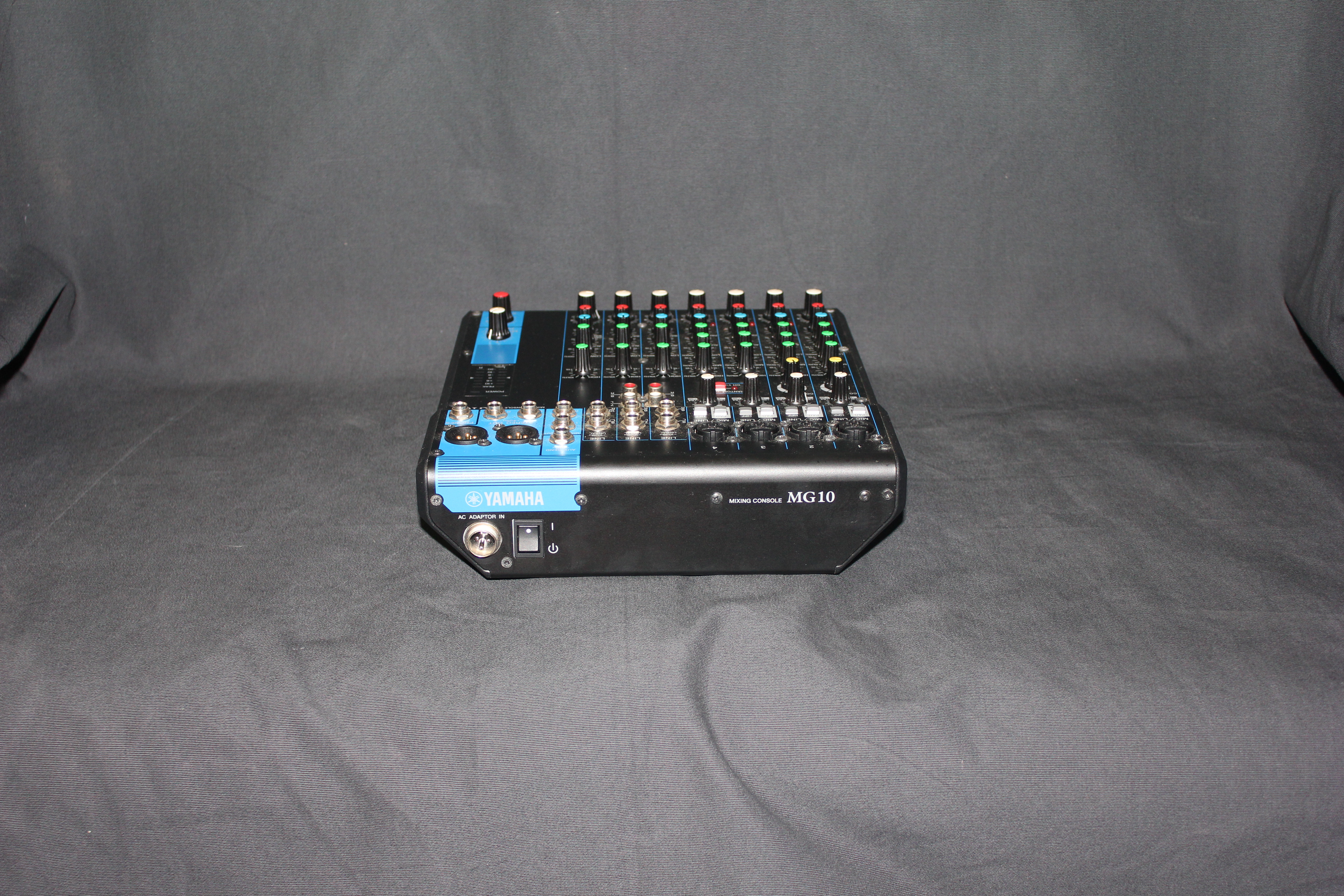 MG10 - Yamaha MG10 - Audiofanzine