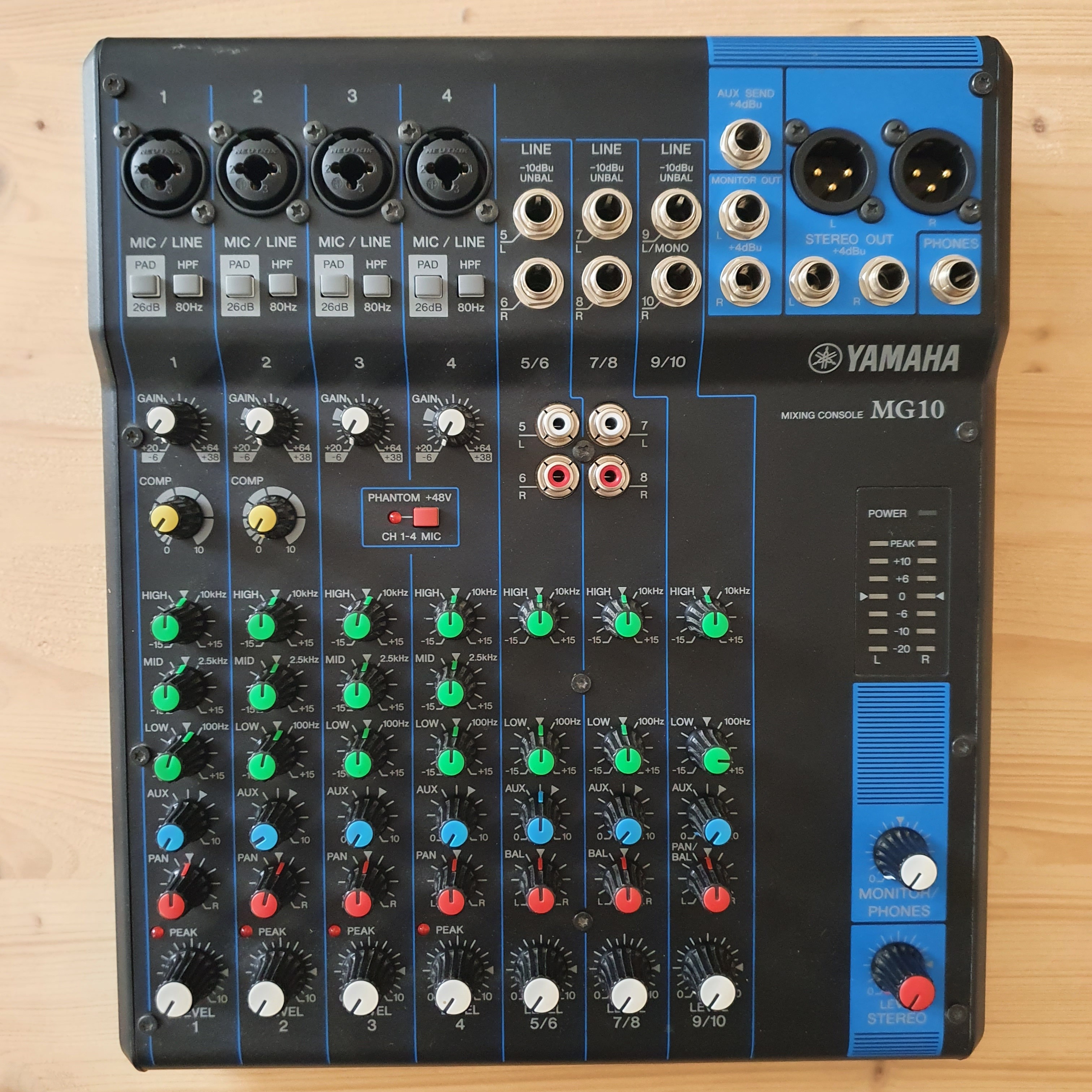 MG10 - Yamaha MG10 - Audiofanzine