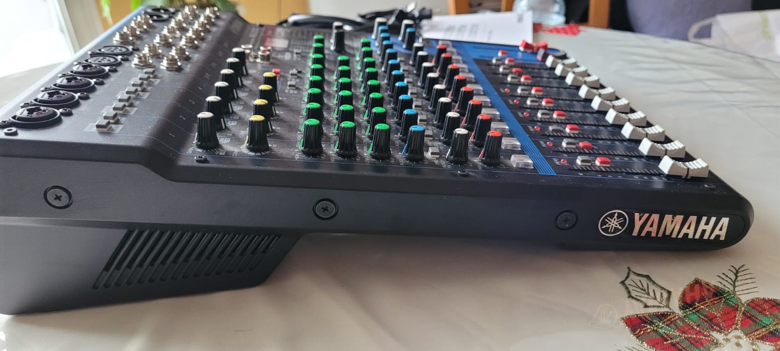 MG12XU - Yamaha MG12XU - Audiofanzine