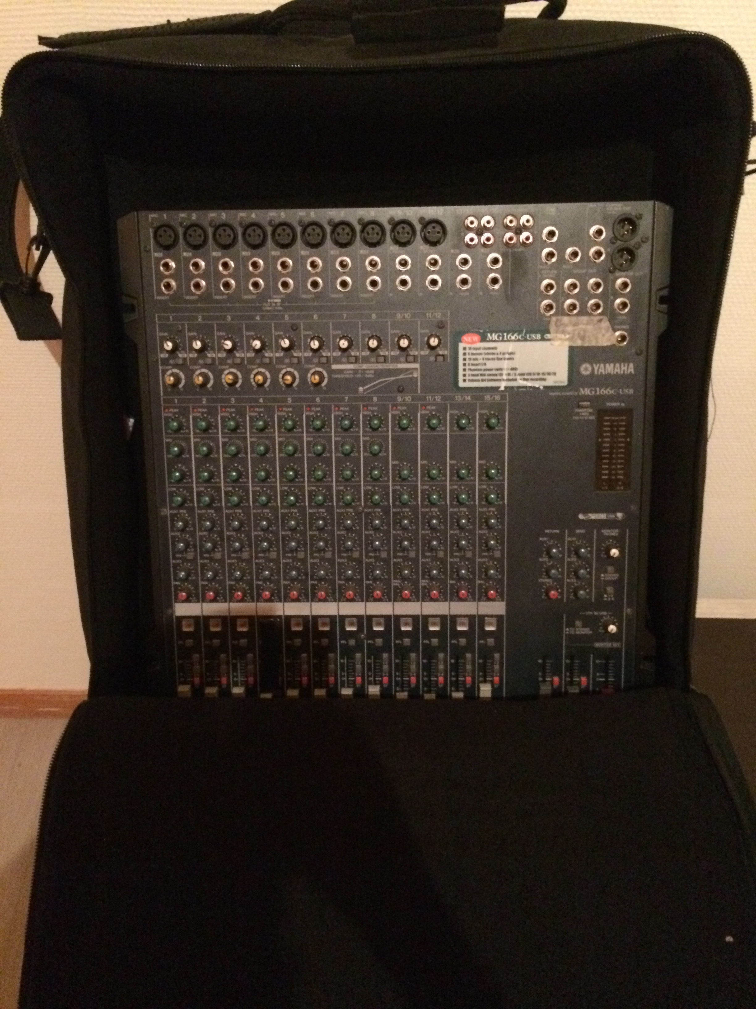 MG166C-USB - Yamaha MG166C-USB - Audiofanzine