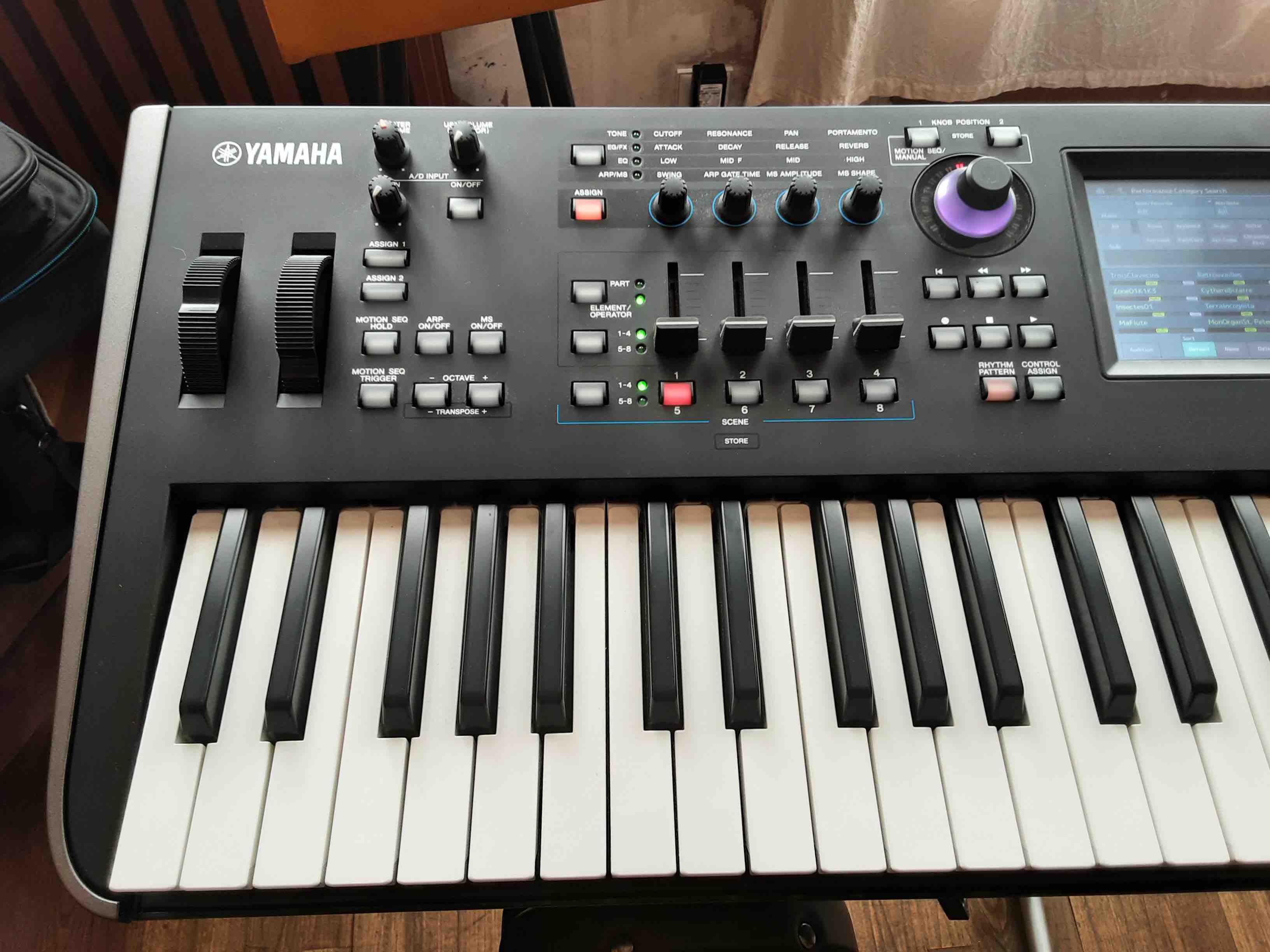 MODX6 - Yamaha MODX6 - Audiofanzine