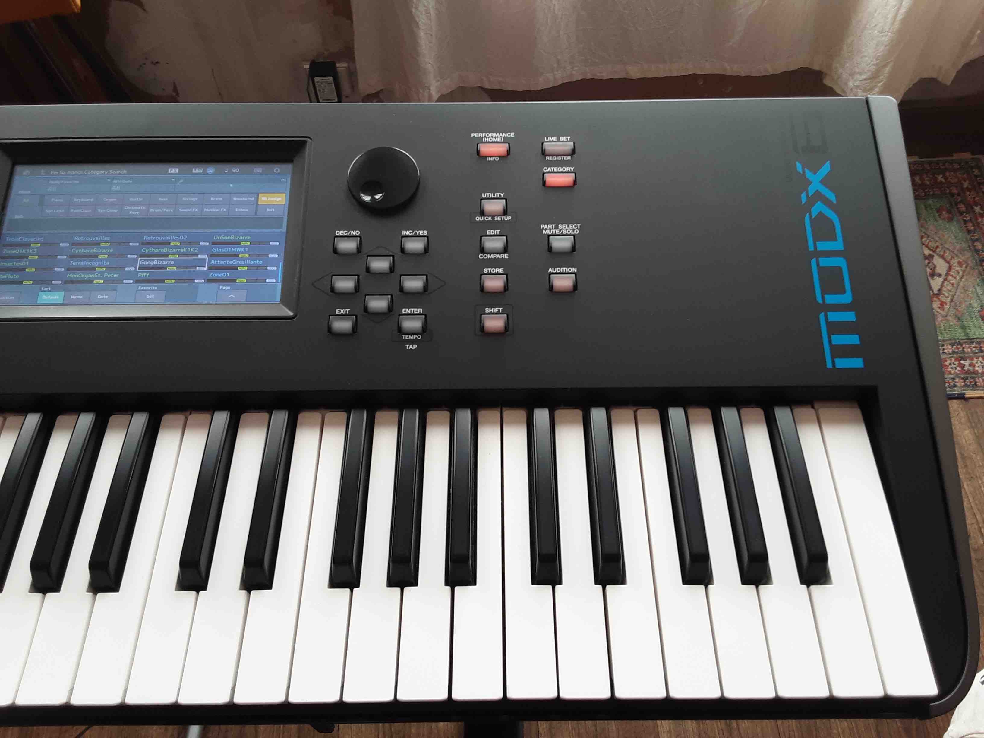 MODX6 - Yamaha MODX6 - Audiofanzine