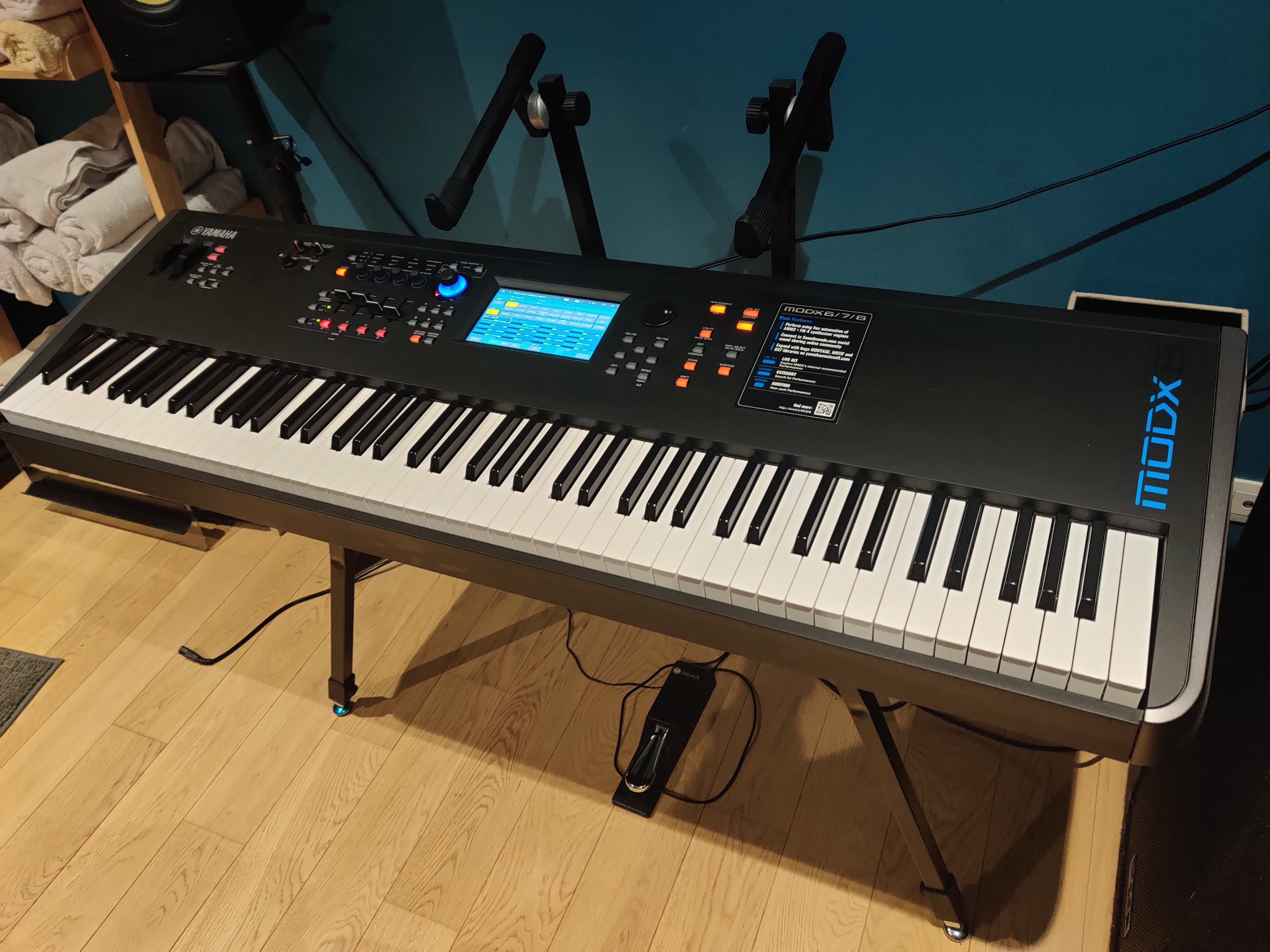 MODX8 - Yamaha MODX8 - Audiofanzine