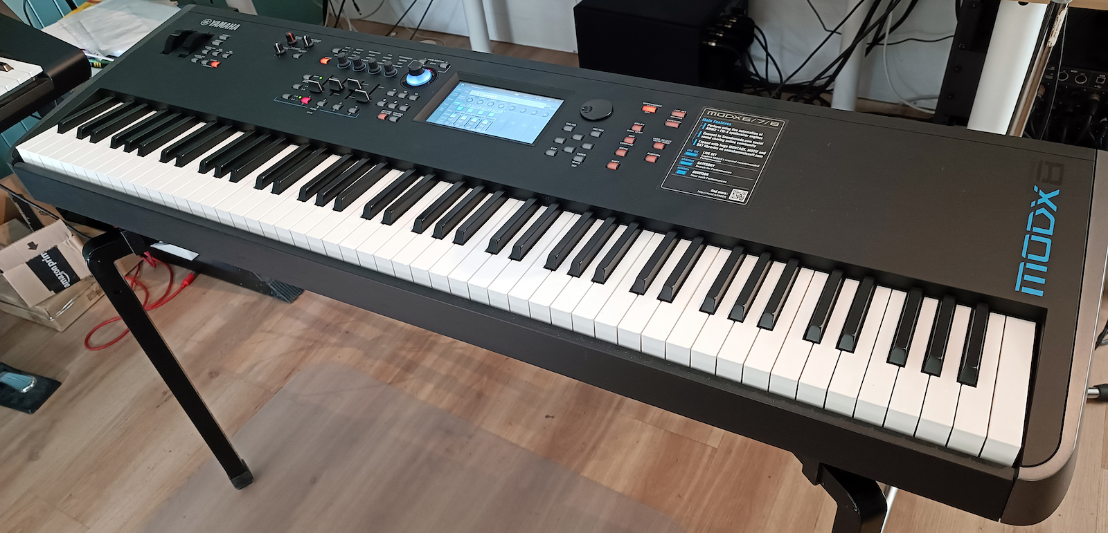 MODX8 - Yamaha MODX8 - Audiofanzine