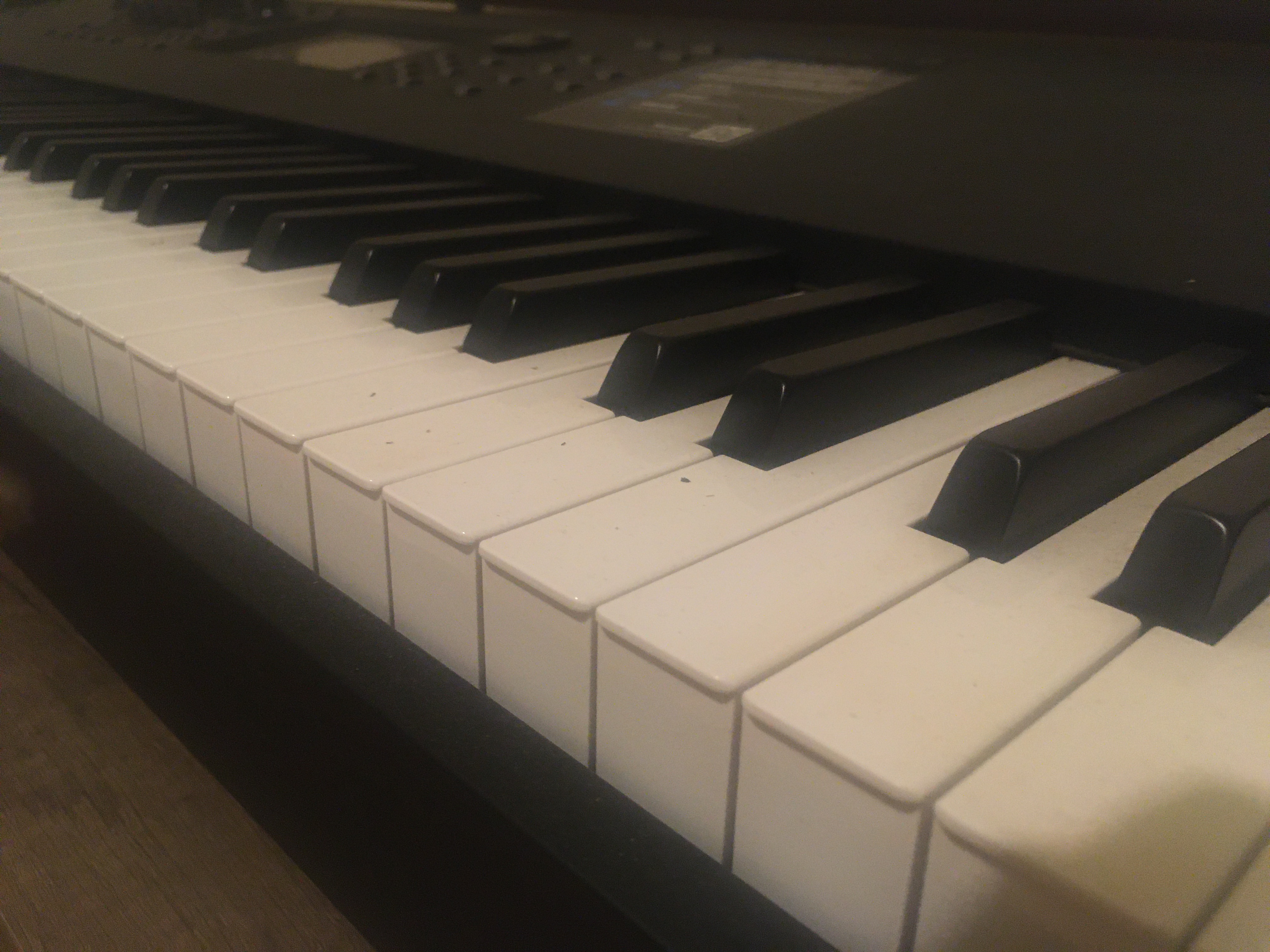 MODX8 - Yamaha MODX8 - Audiofanzine