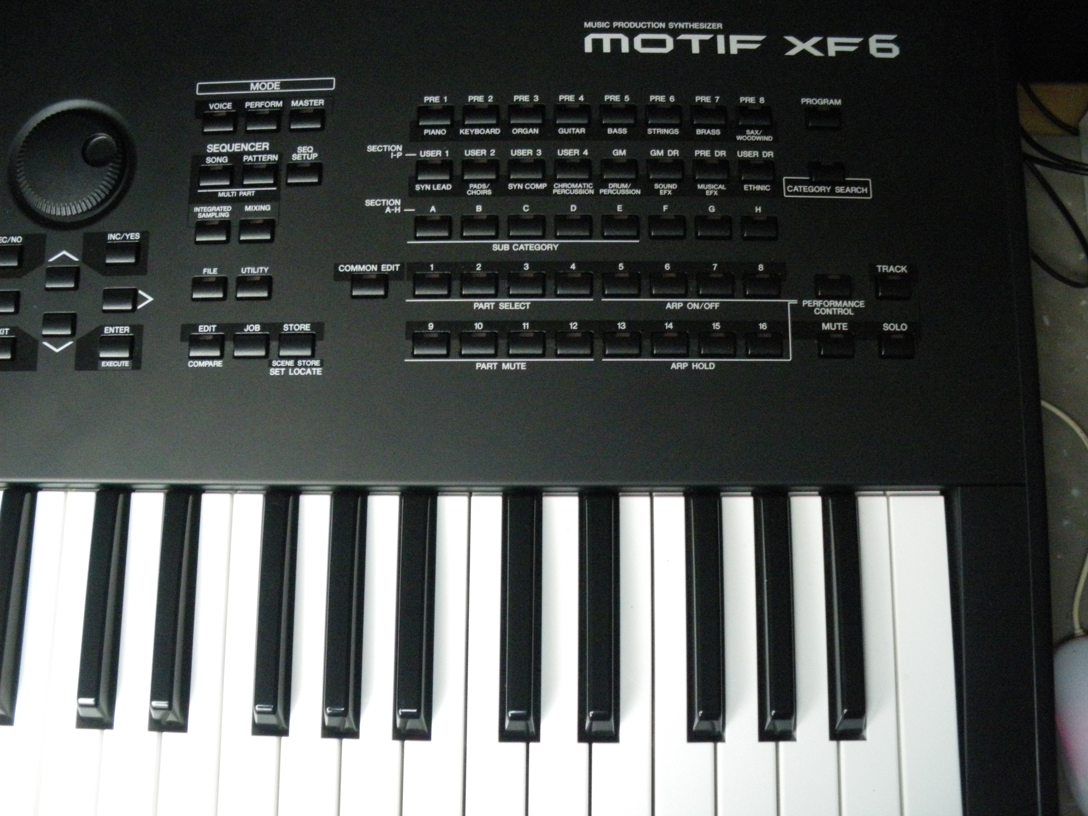 Photo Yamaha MOTIF XF6 : Yamaha MOTIF XF6 (52332) (#536813) - Audiofanzine