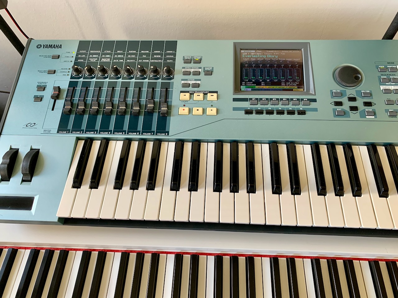 MOTIF XS6 - Yamaha MOTIF XS6 - Audiofanzine