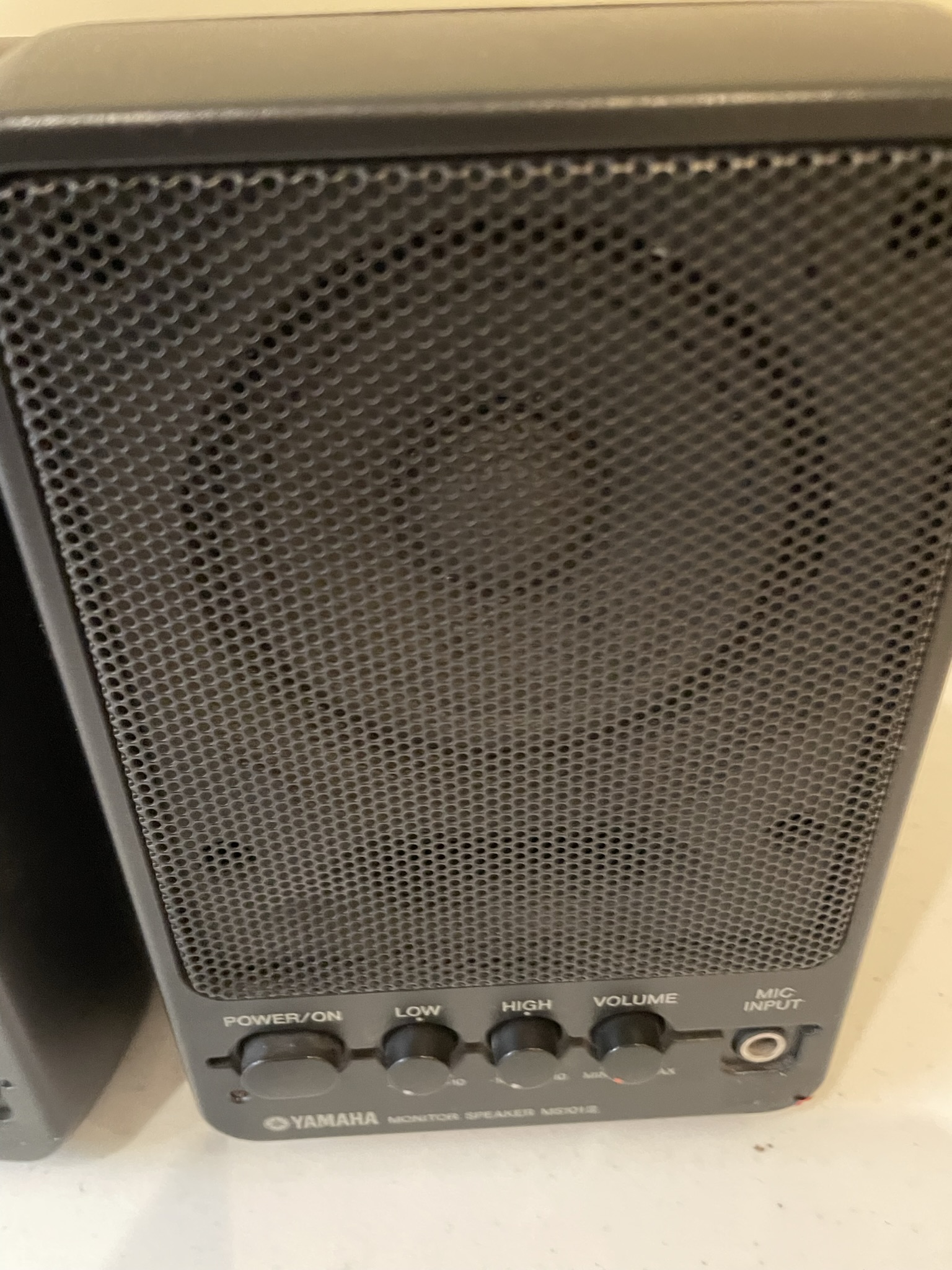 MS101 3 - Yamaha MS101 3 - Audiofanzine