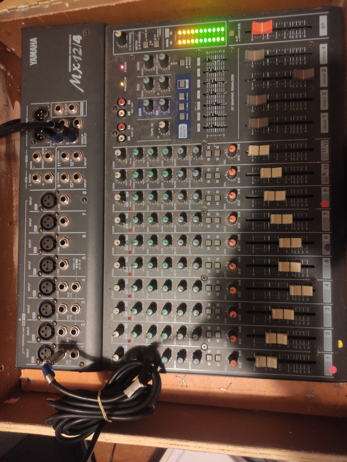 MX12/4 - Yamaha MX12/4 - Audiofanzine