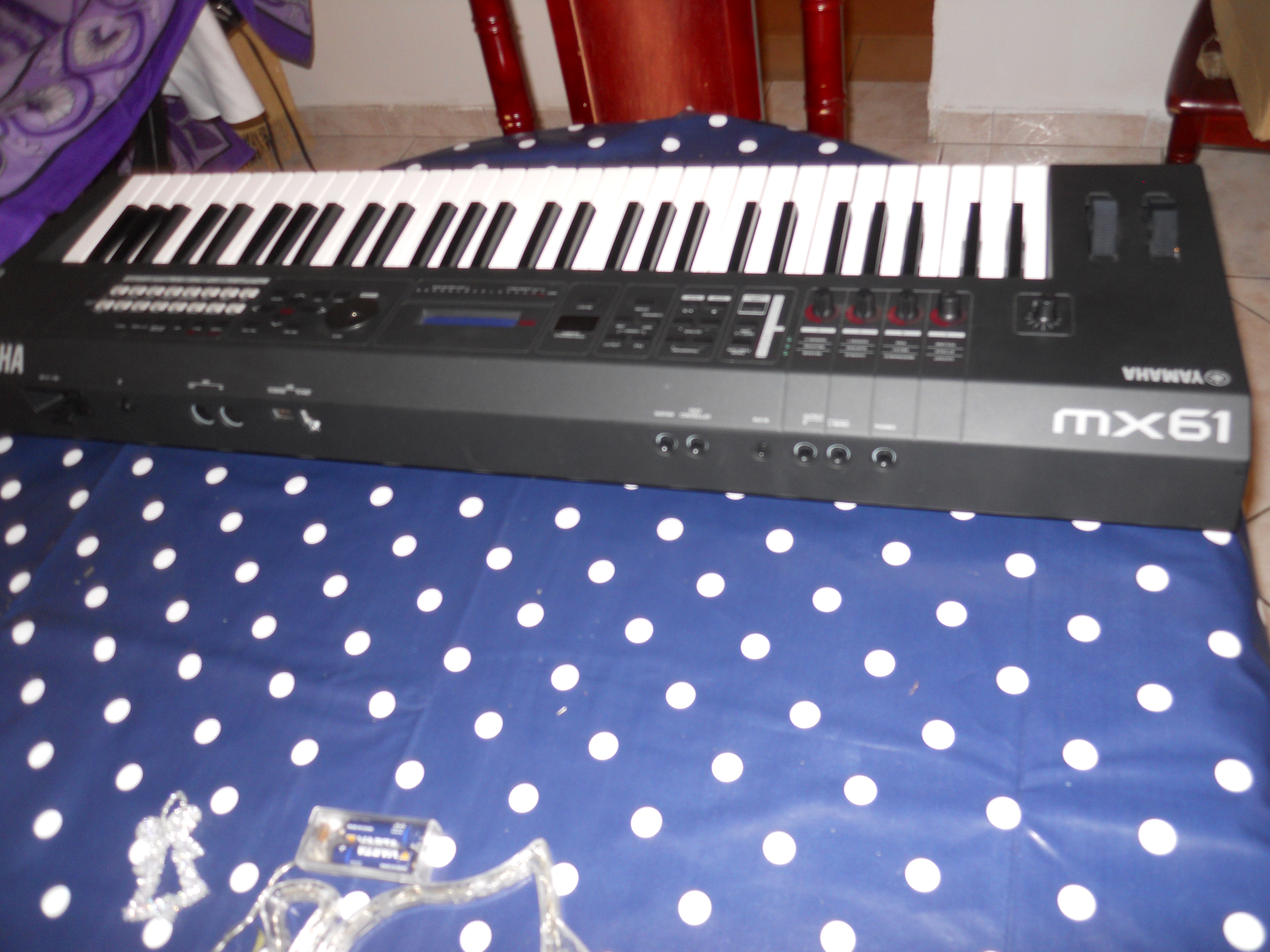 MX61 - Yamaha MX61 - Audiofanzine