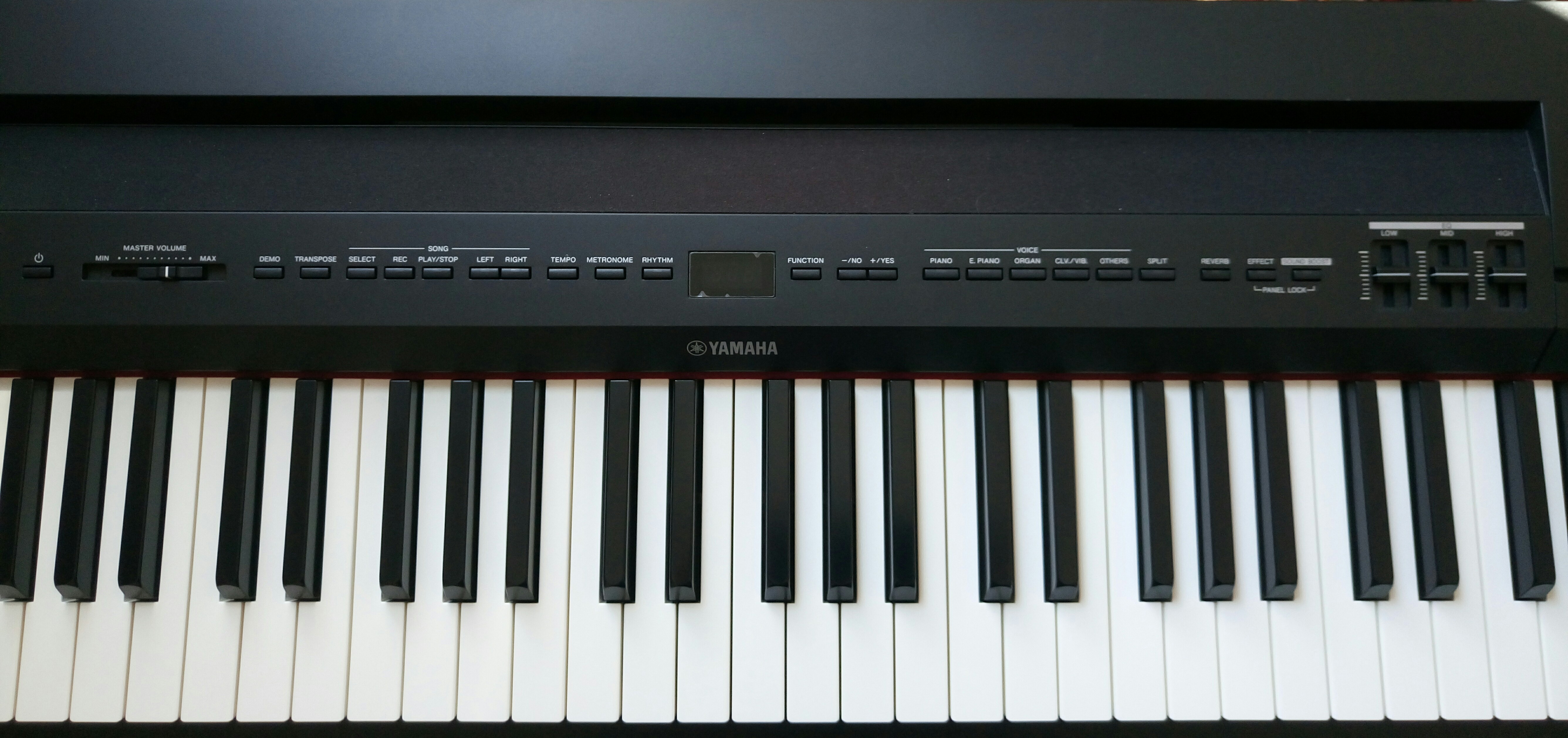 P-255 - Yamaha P-255 - Audiofanzine