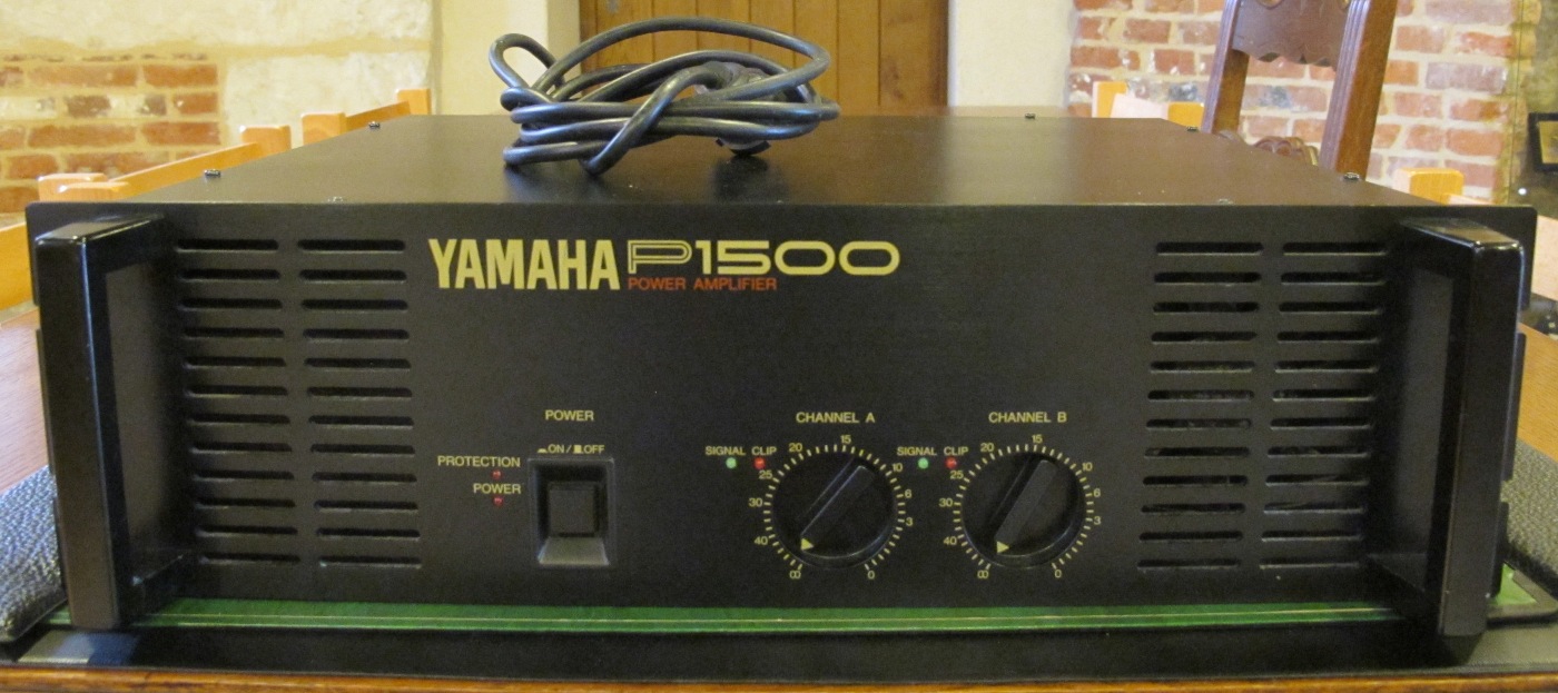 P1500 - Yamaha P1500 - Audiofanzine