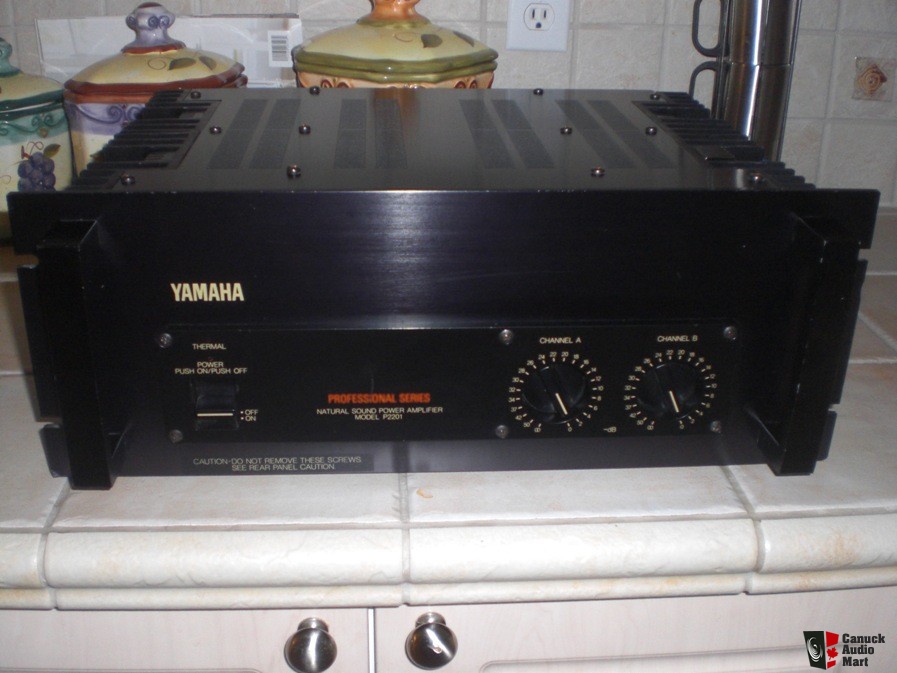P2201 - Yamaha P2201 - Audiofanzine