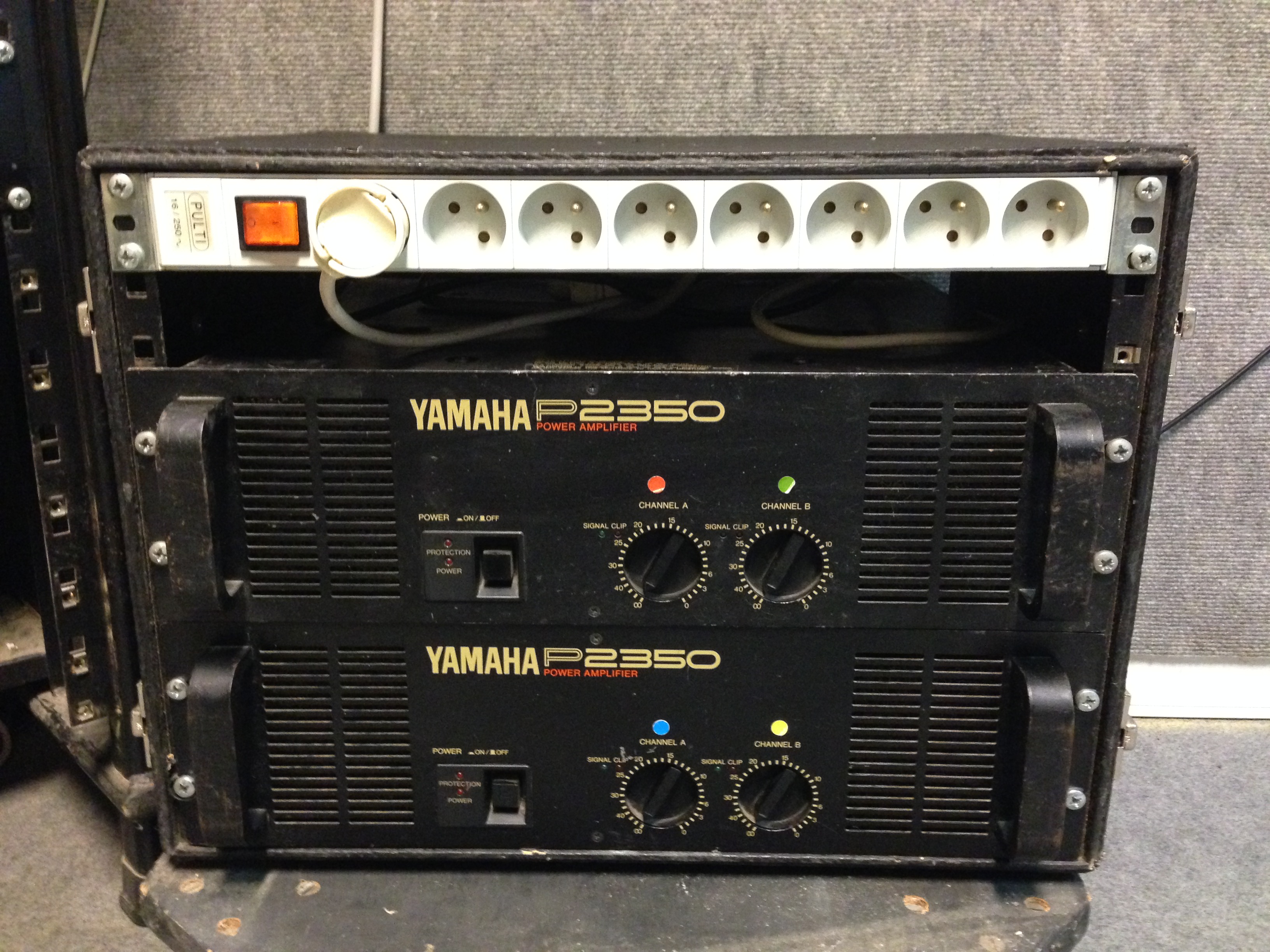 Yamaha P2350 image (#1840692) - Audiofanzine