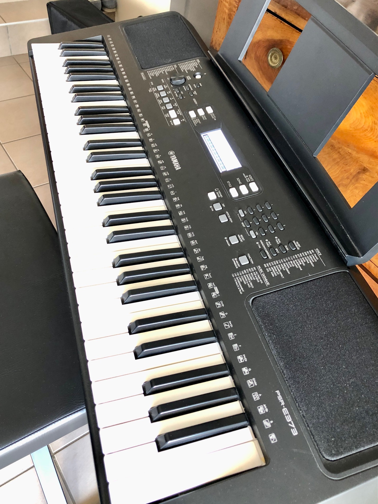 PSR-E373 - Yamaha PSR-E373 - Audiofanzine