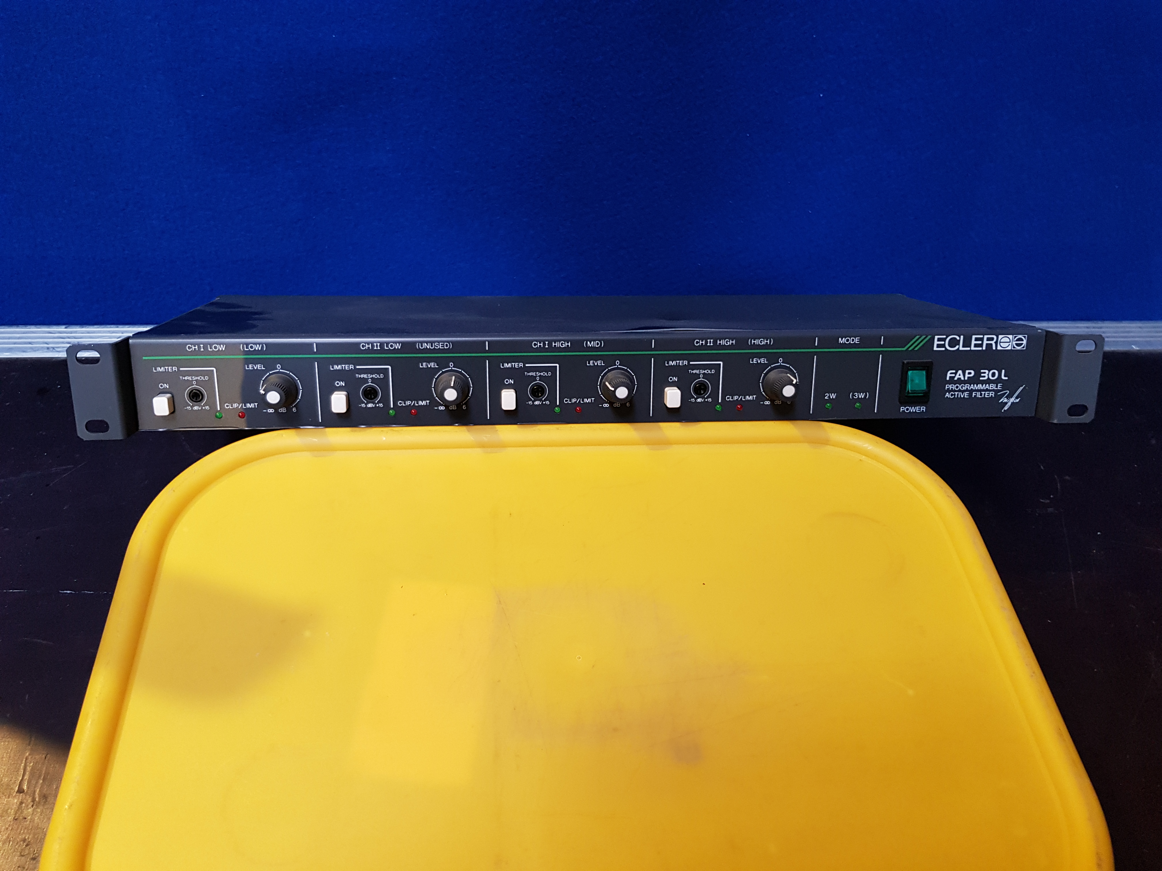 Q2031A - Yamaha Q2031A - Audiofanzine