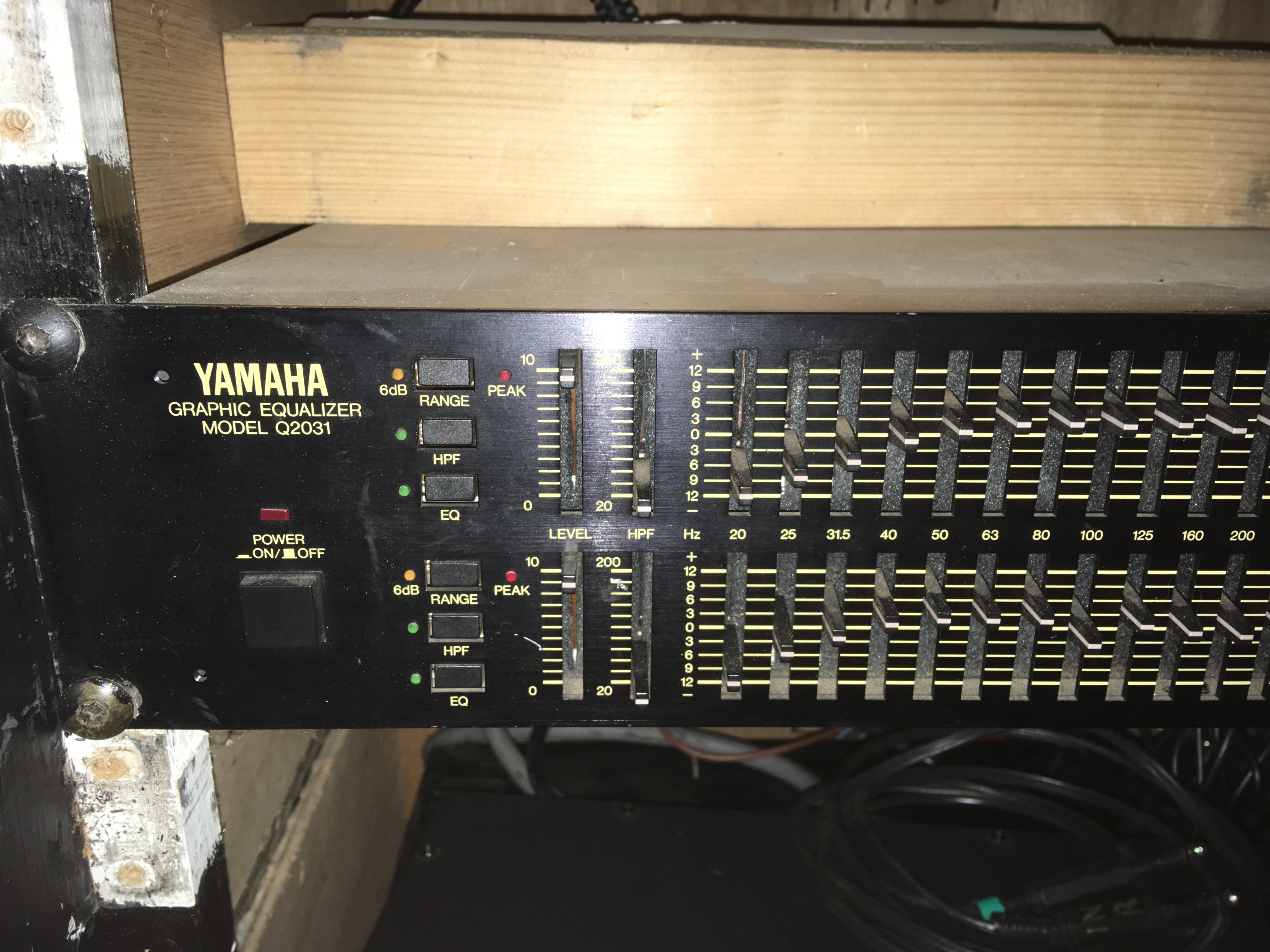 Q2031A - Yamaha Q2031A - Audiofanzine