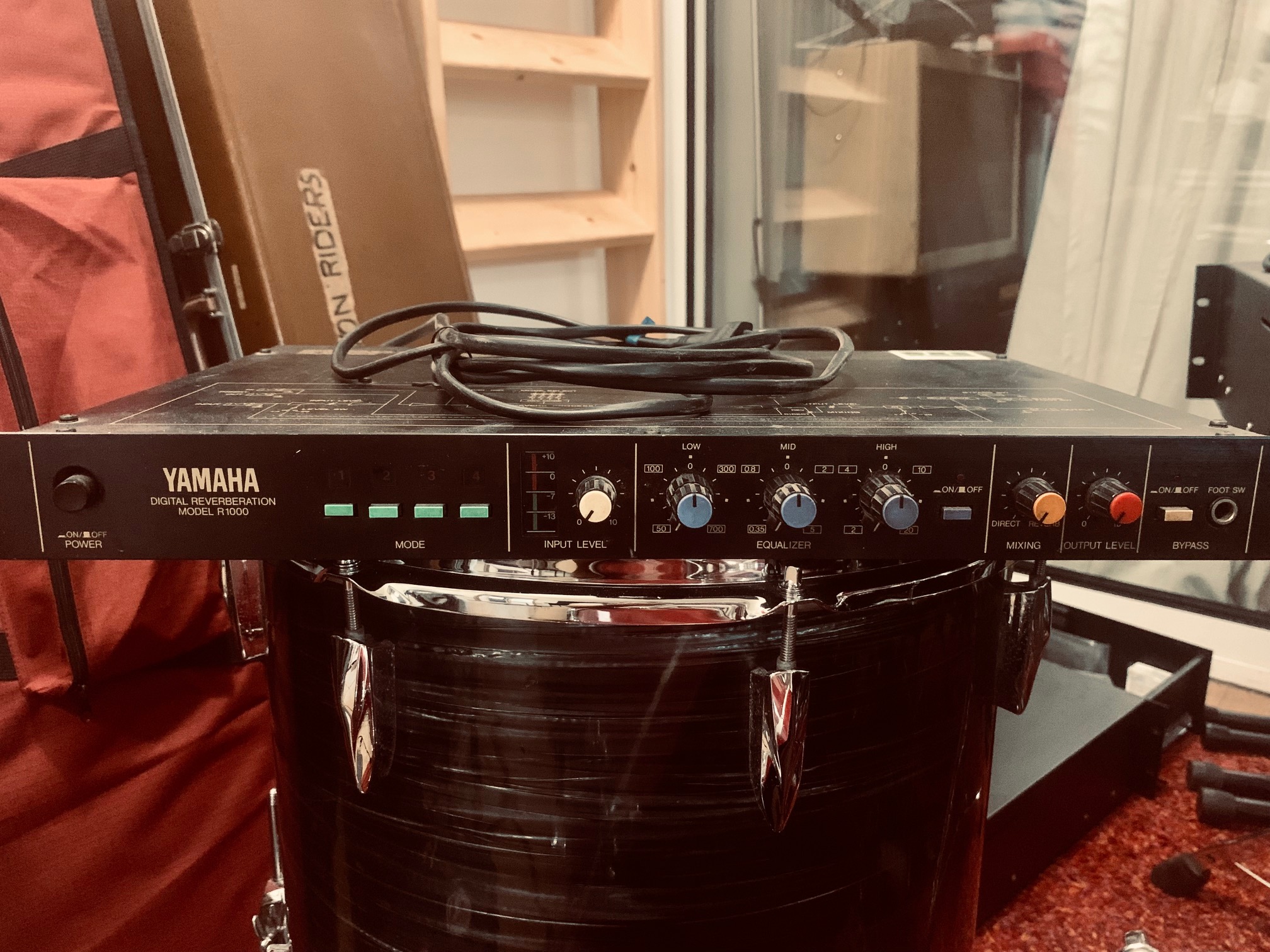 R1000 - Yamaha R1000 - Audiofanzine