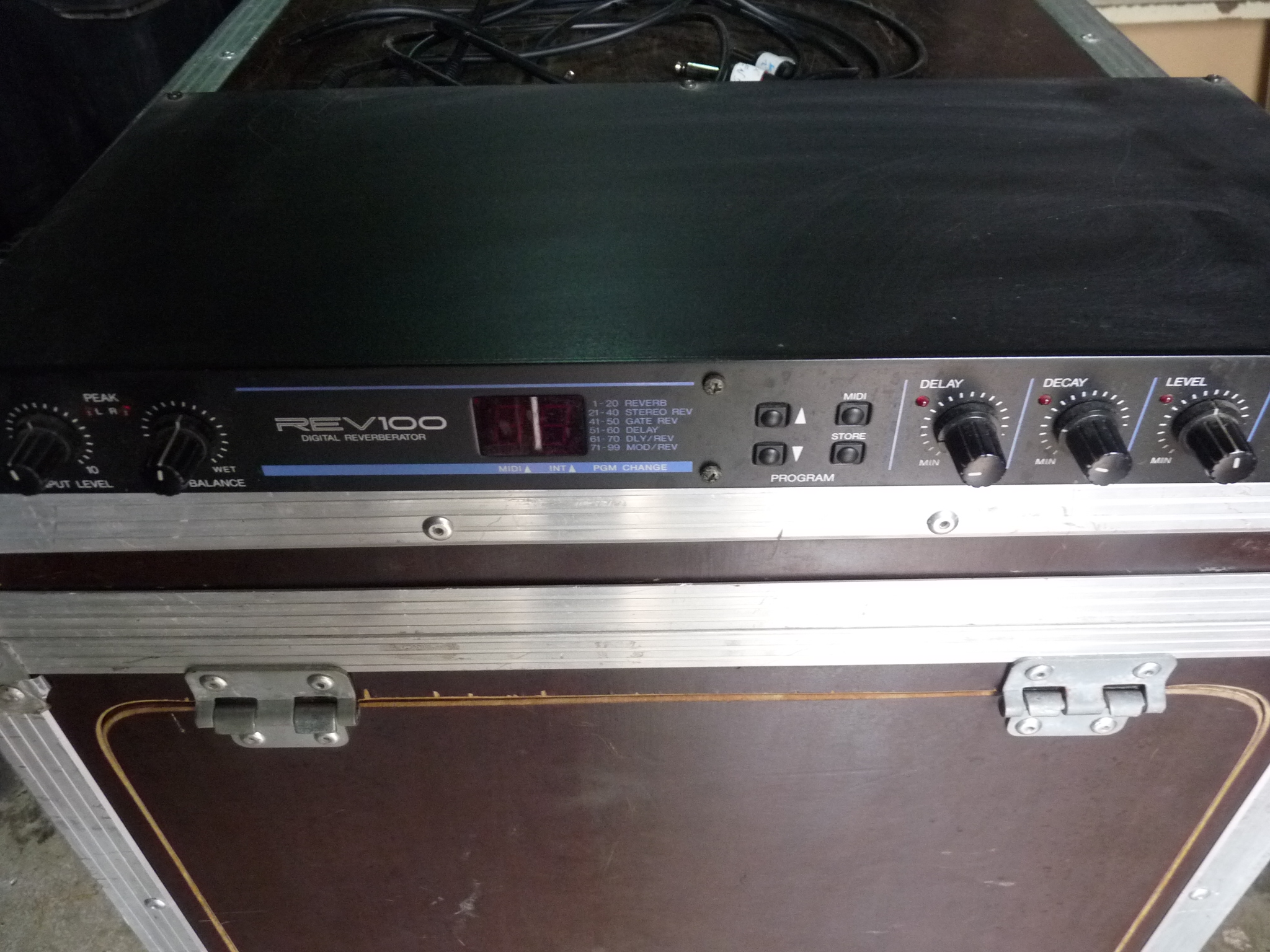 REV100 - Yamaha REV100 - Audiofanzine