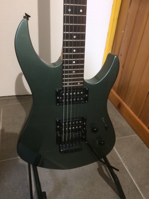 RGX420S - Yamaha RGX420S - Audiofanzine