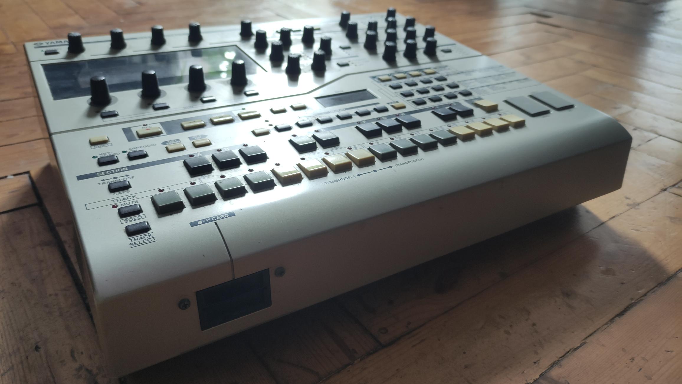 RS7000 - Yamaha RS7000 - Audiofanzine