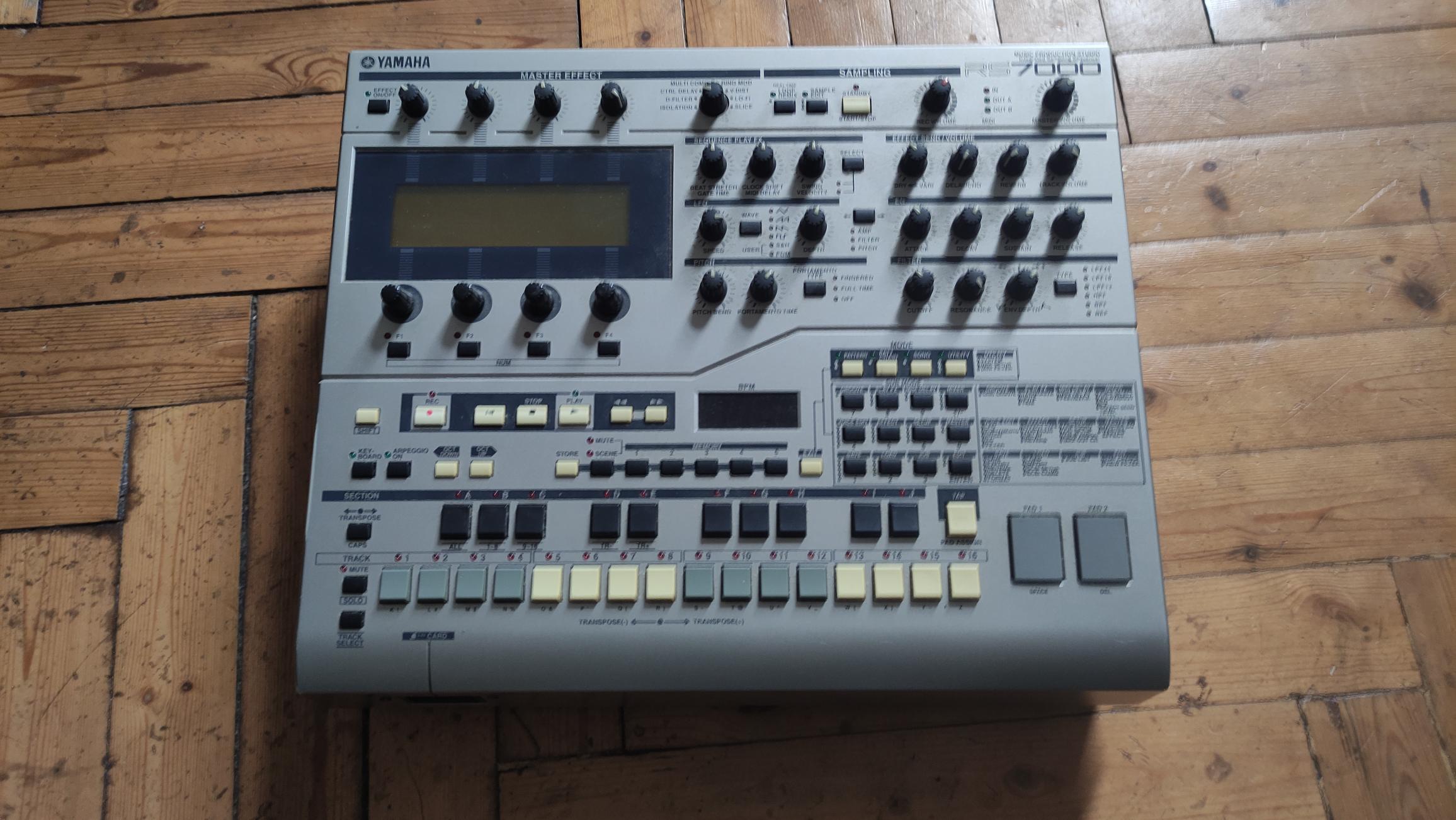 RS7000 - Yamaha RS7000 - Audiofanzine