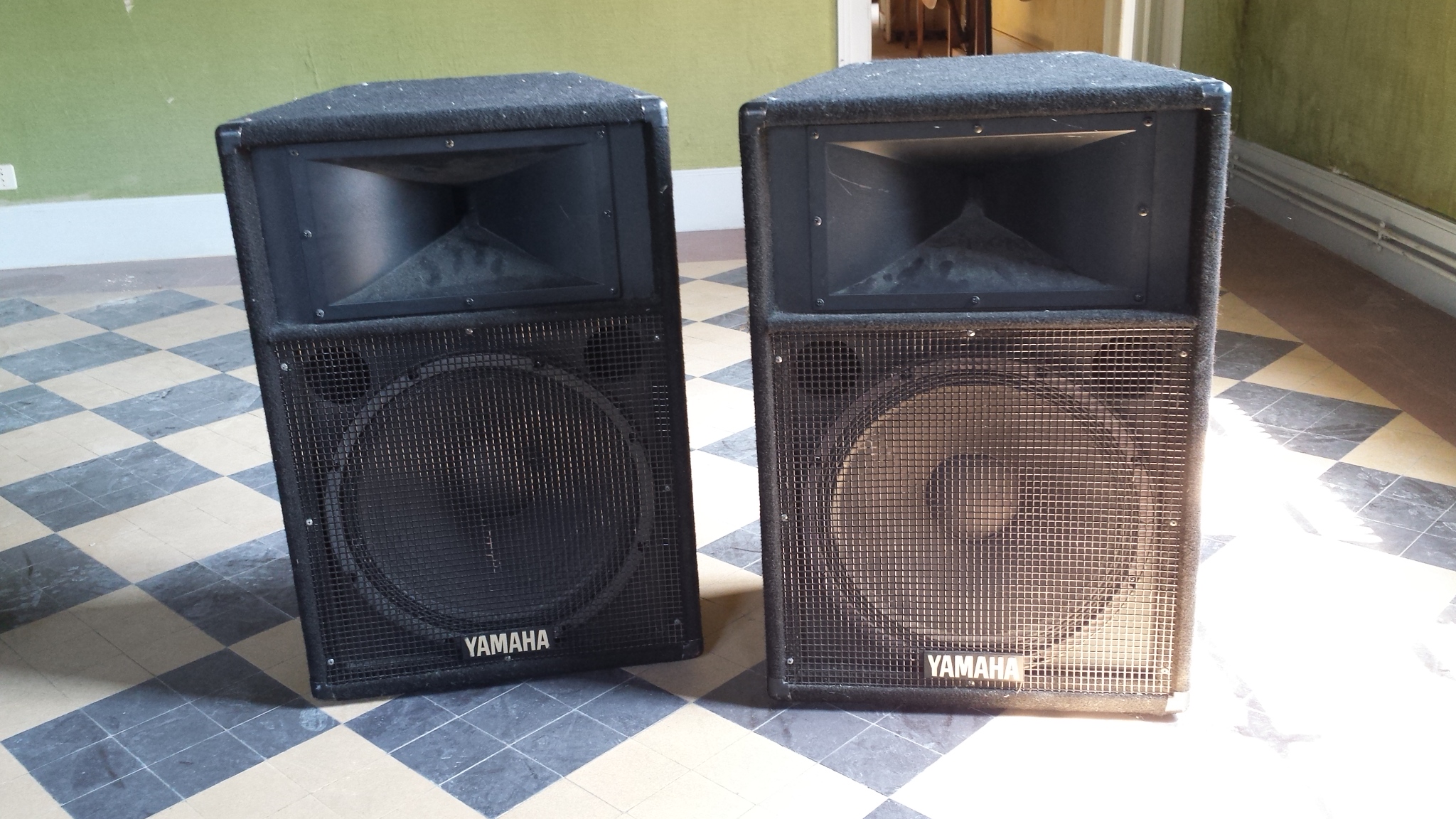 Photo Yamaha S115IV : Yamaha S115IV (30640) (#1040370) - Audiofanzine