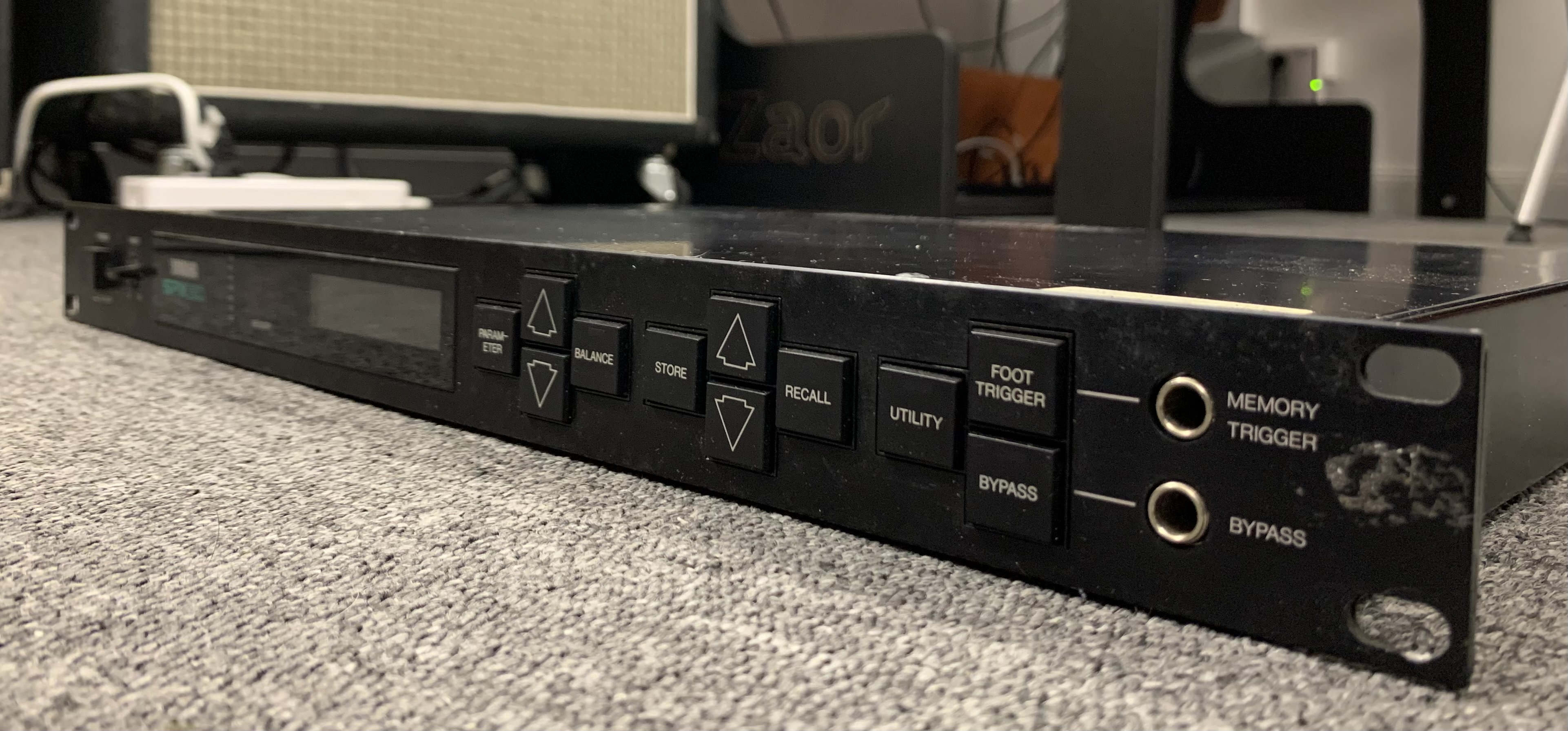 SPX90 - Yamaha SPX90 - Audiofanzine