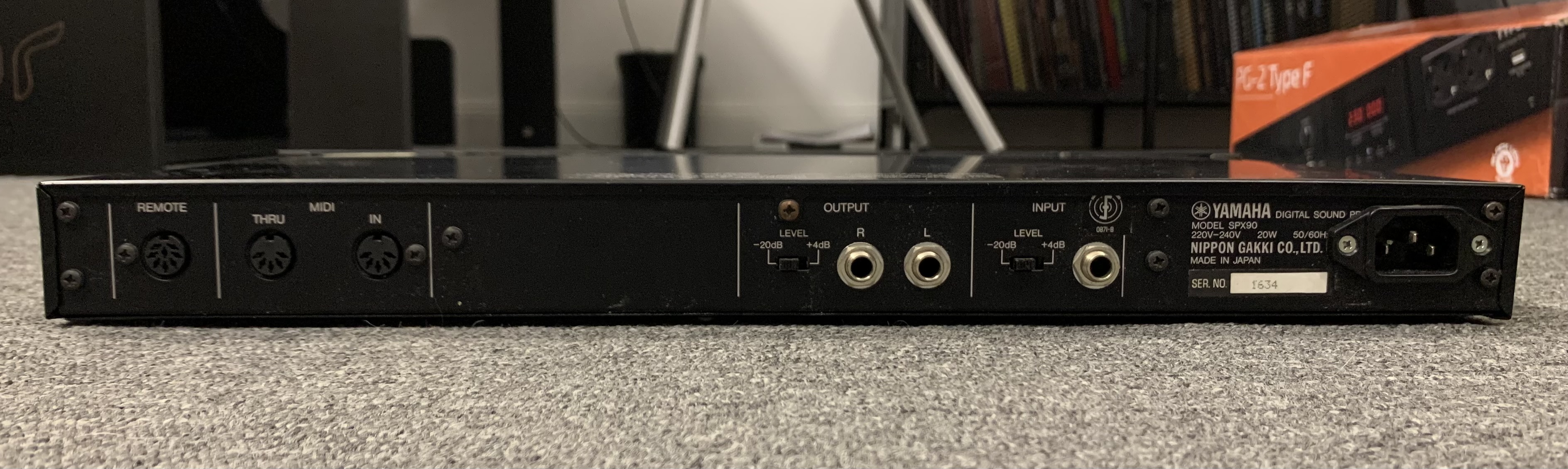 SPX90 - Yamaha SPX90 - Audiofanzine