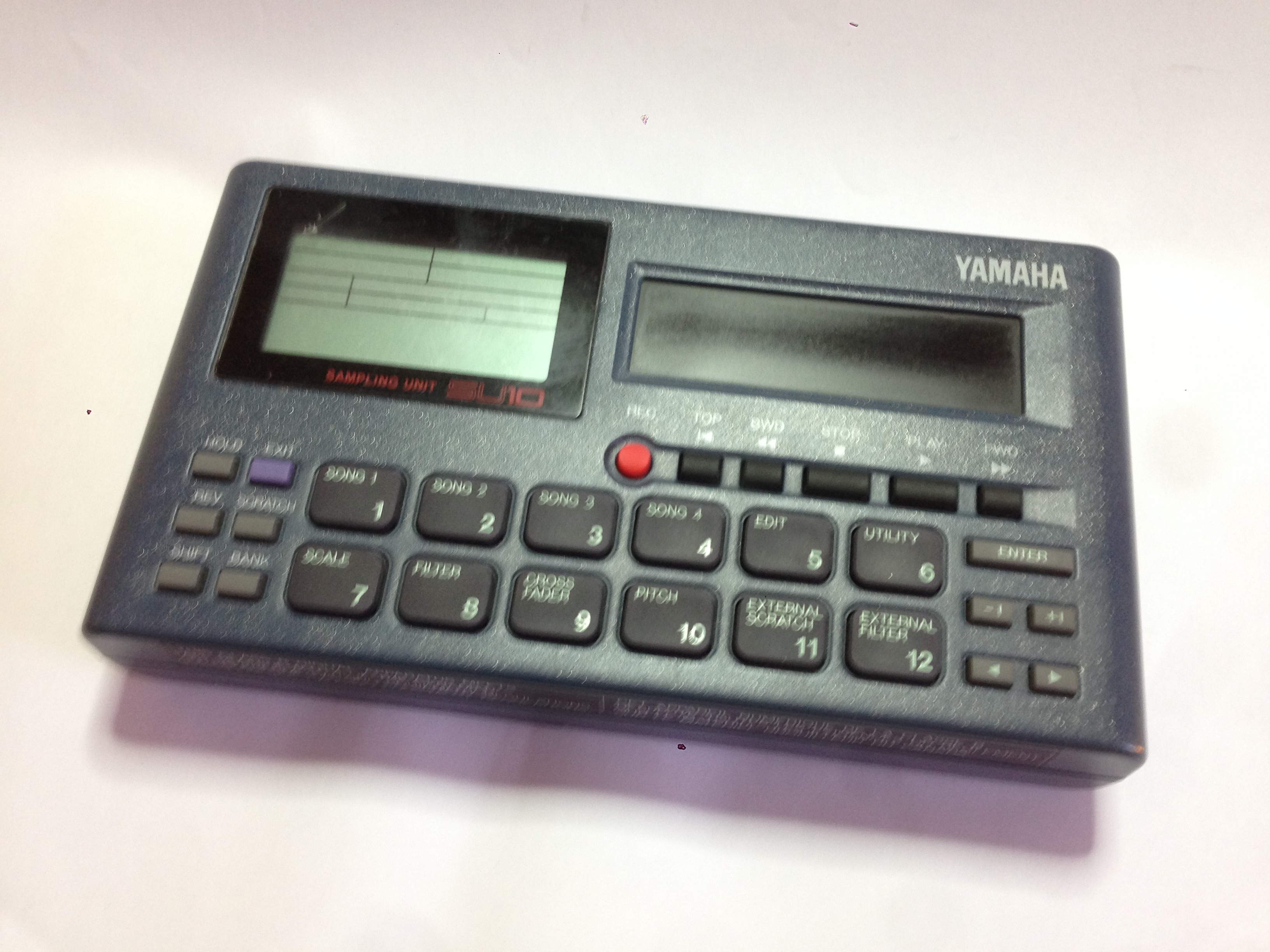 SU10 - Yamaha SU10 - Audiofanzine