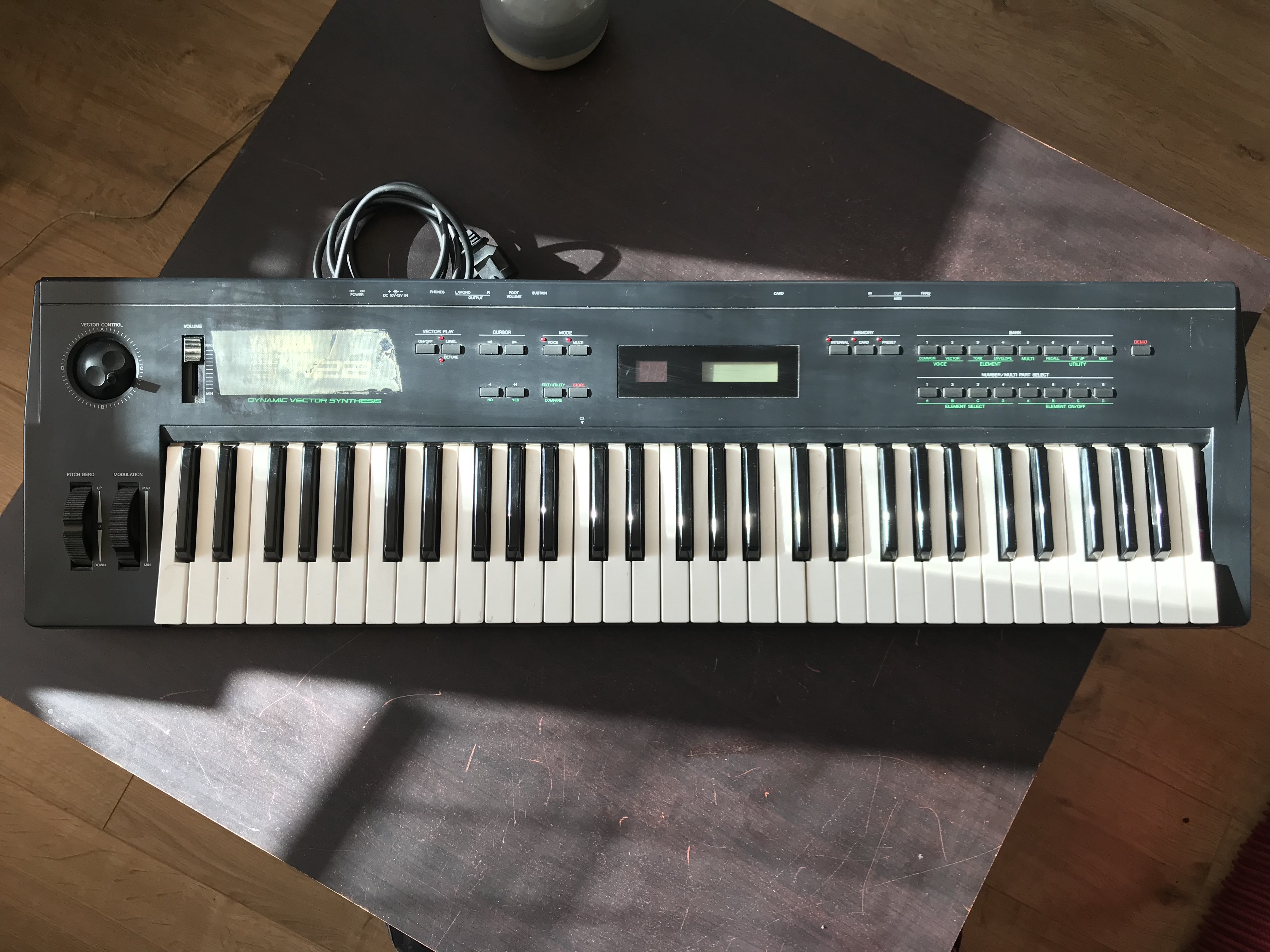 Vend Yamaha SY22 (Rhône-Alpes) - Audiofanzine