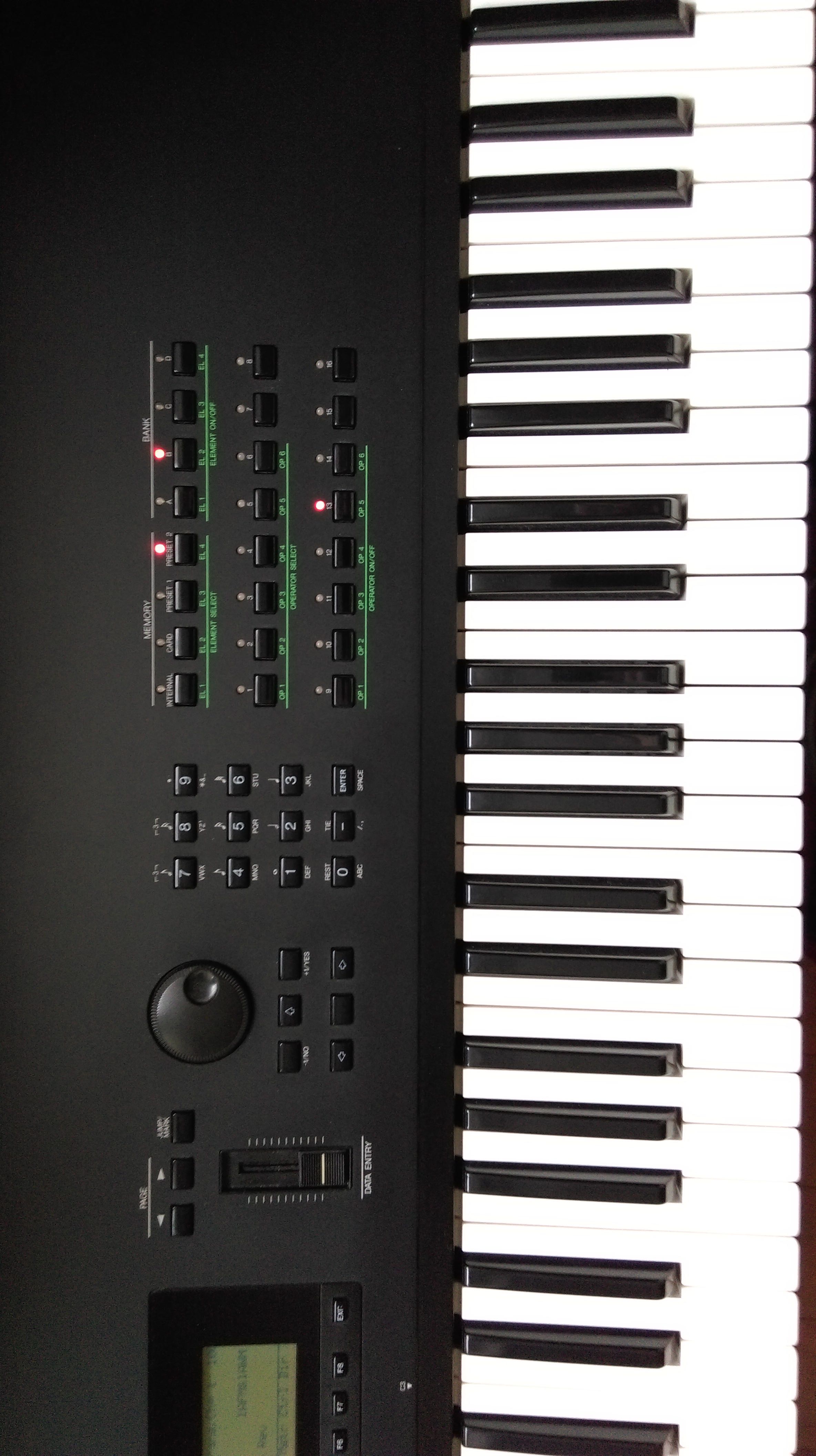 Photo Yamaha SY99 : Yamaha SY99 (83901) (#1729913) - Audiofanzine