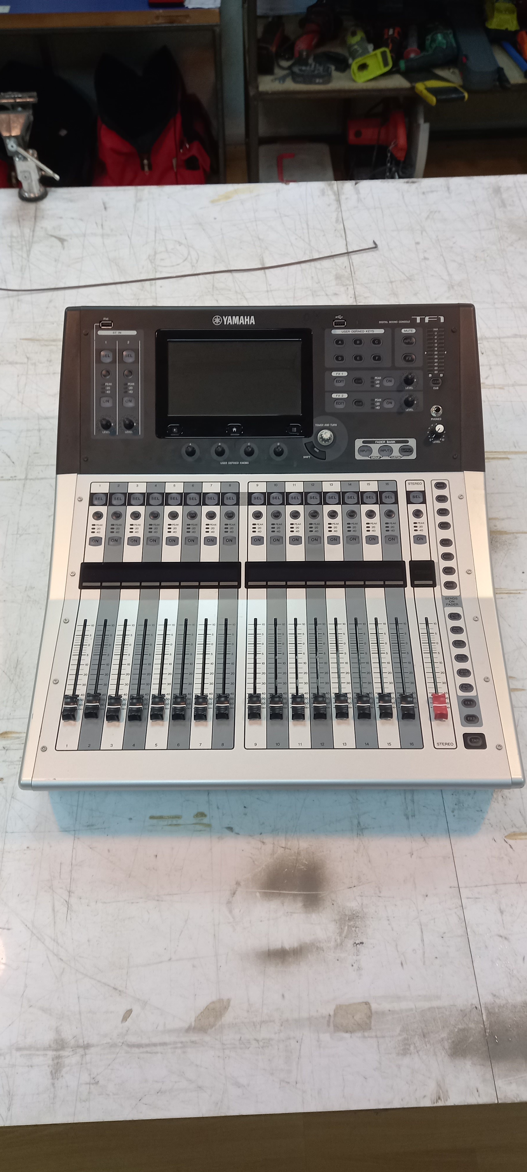 TF1 - Yamaha TF1 - Audiofanzine