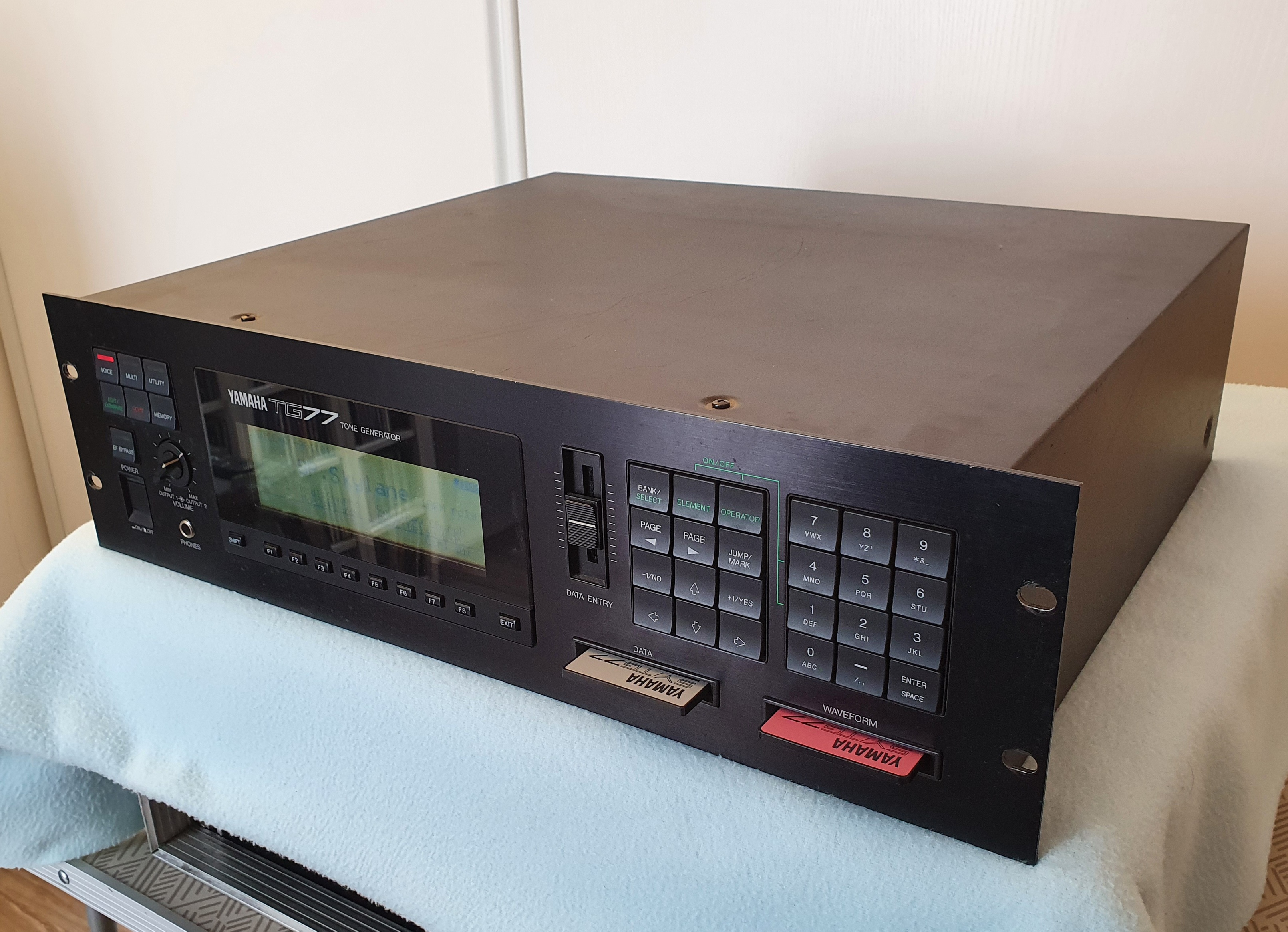 TG77 - Yamaha TG77 - Audiofanzine