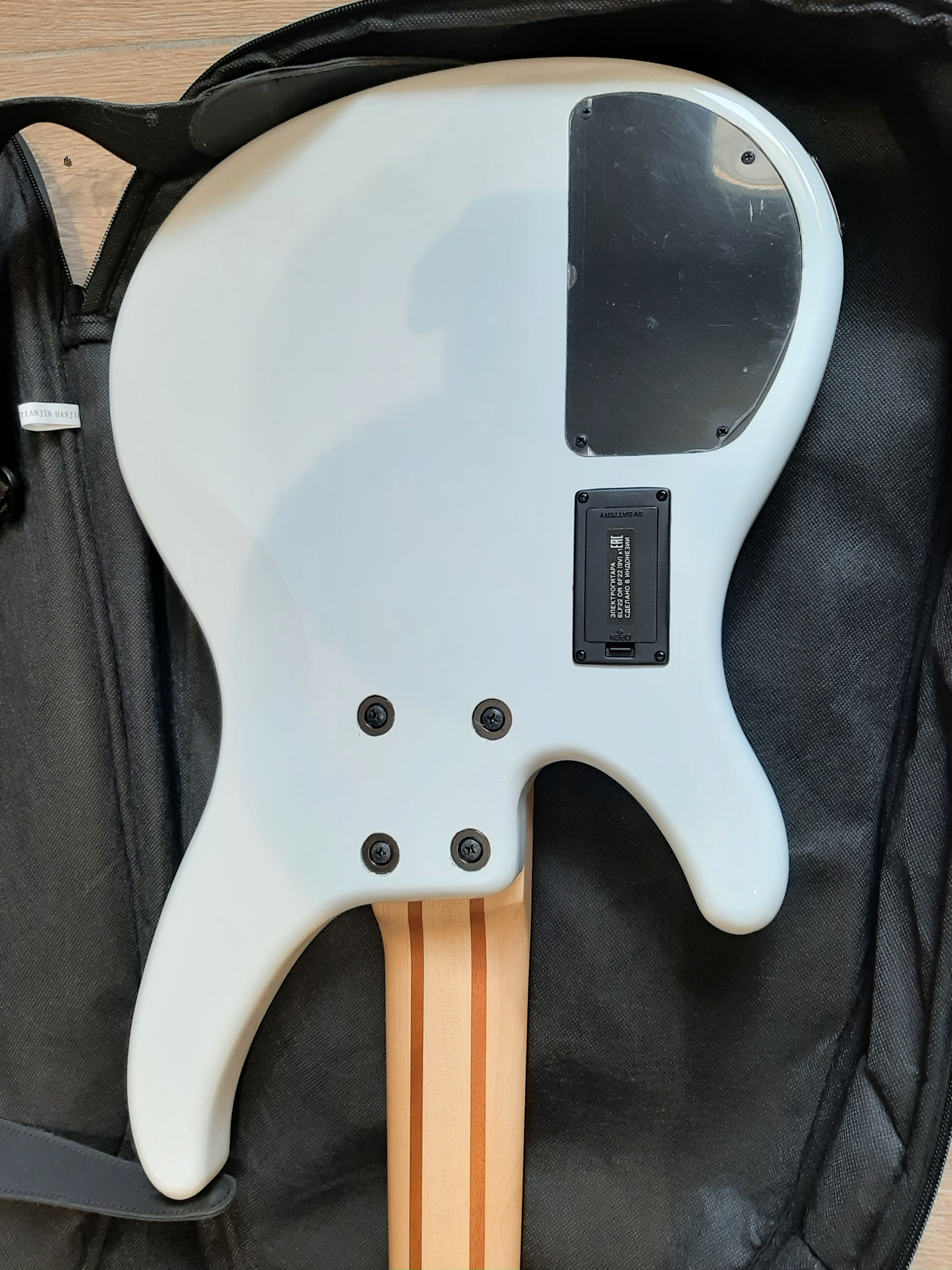 TRBX305 - Yamaha TRBX305 - Audiofanzine