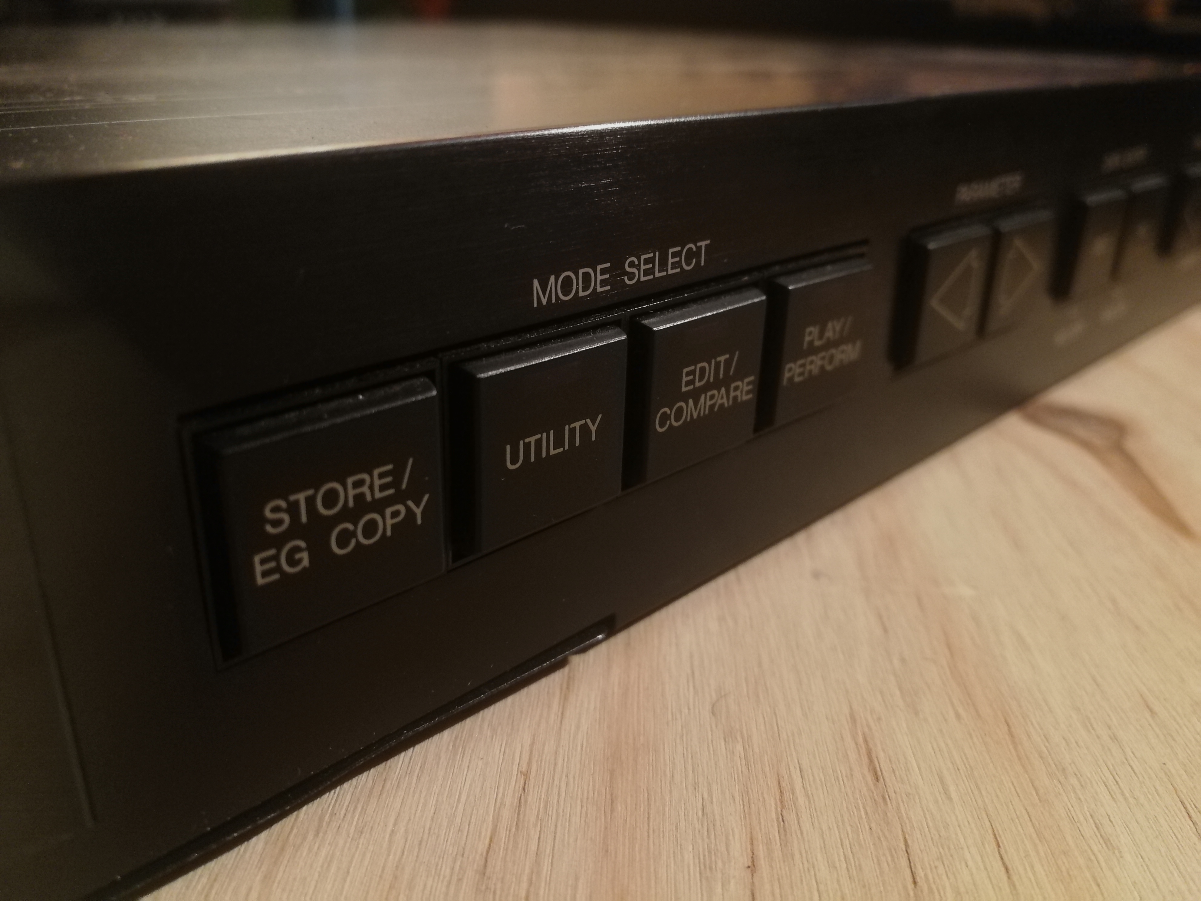 TX81Z - Yamaha TX81Z - Audiofanzine