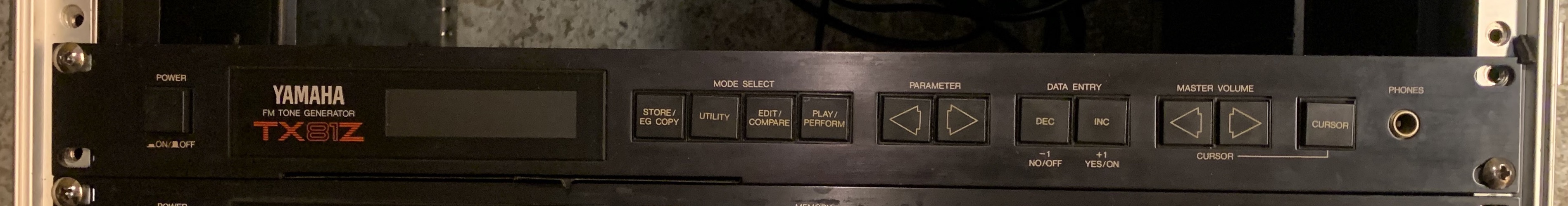 TX81Z - Yamaha TX81Z - Audiofanzine