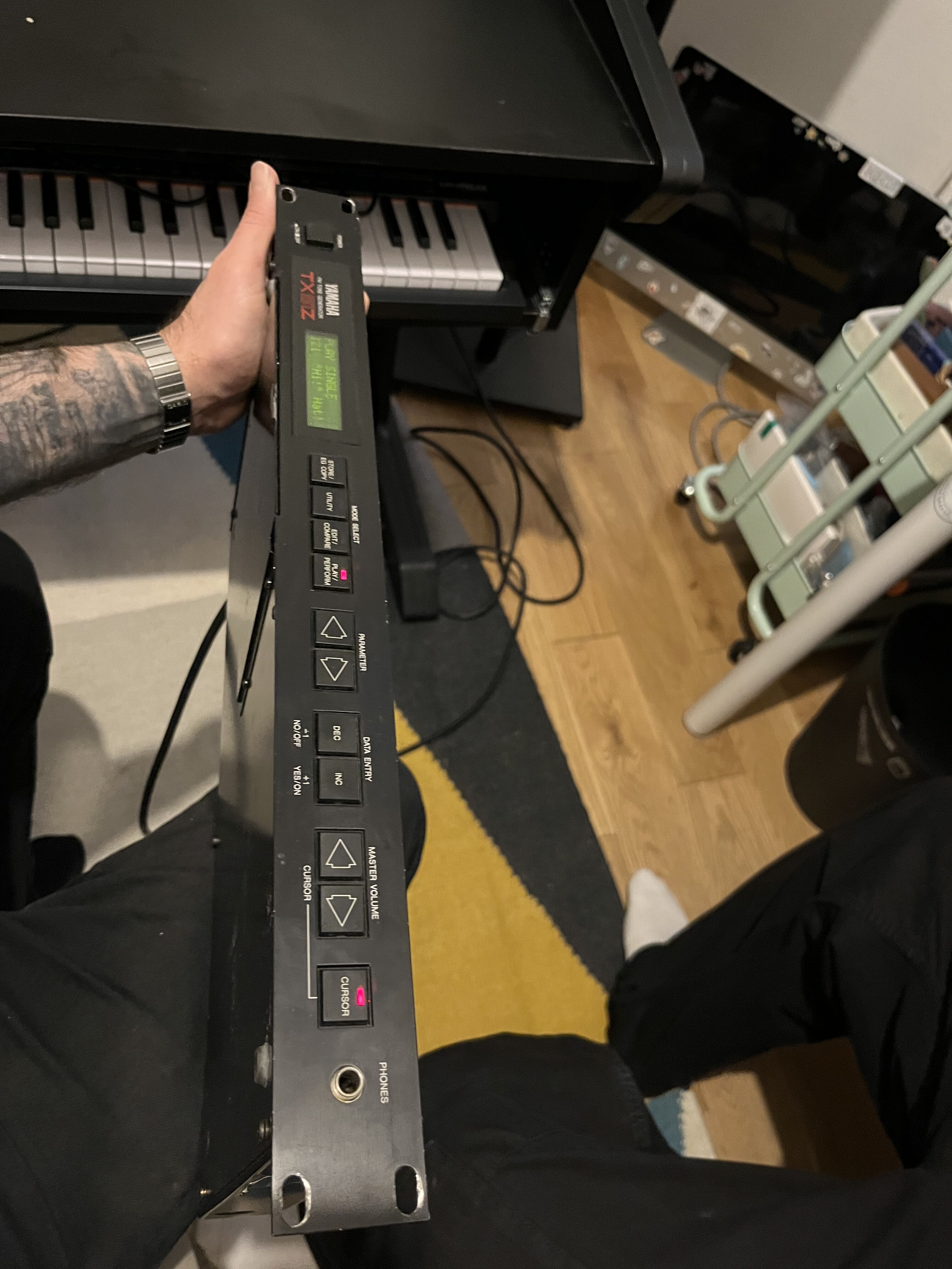 TX81Z - Yamaha TX81Z - Audiofanzine
