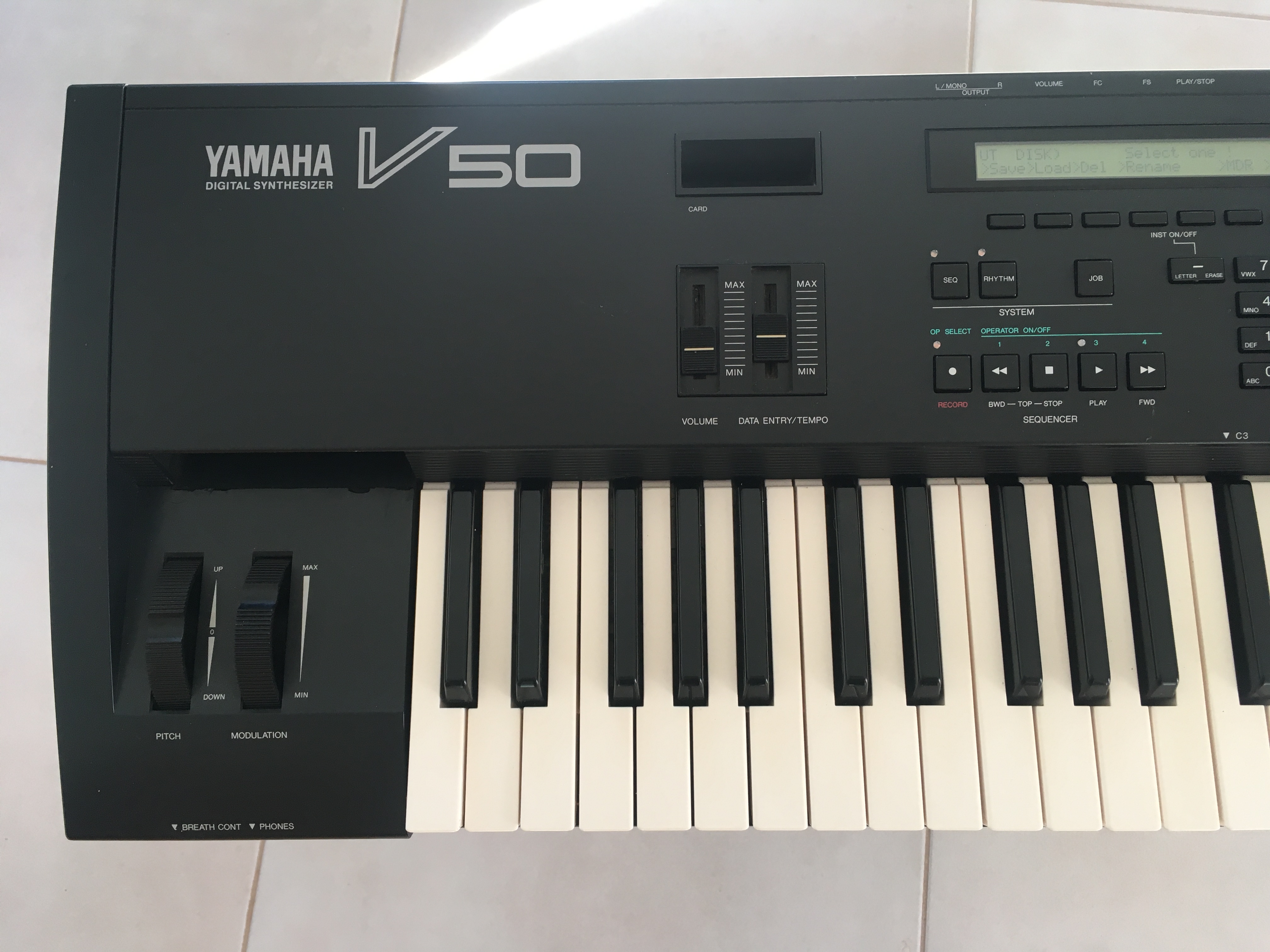 V50 - Yamaha V50 - Audiofanzine