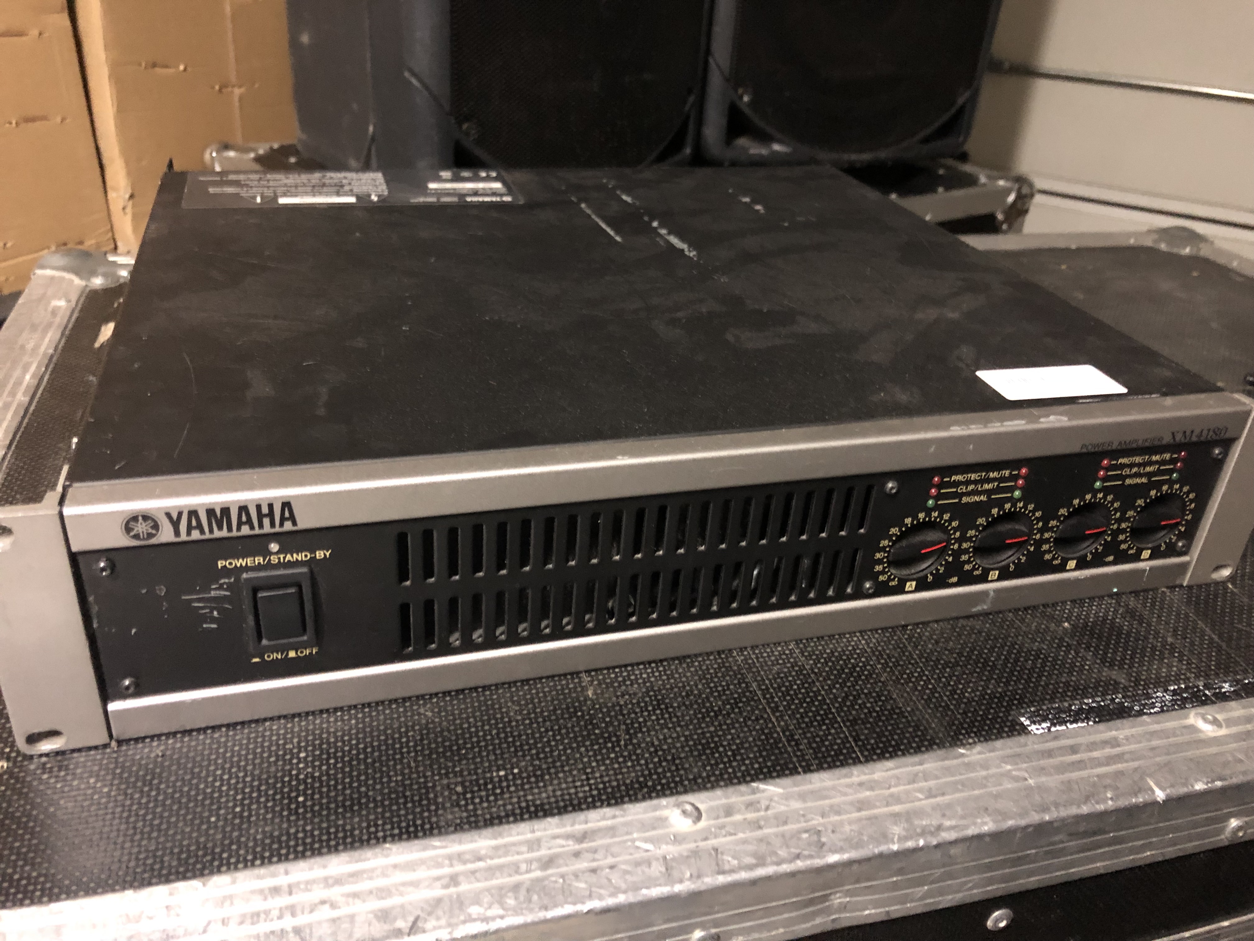 XM4180 - Yamaha XM4180 - Audiofanzine