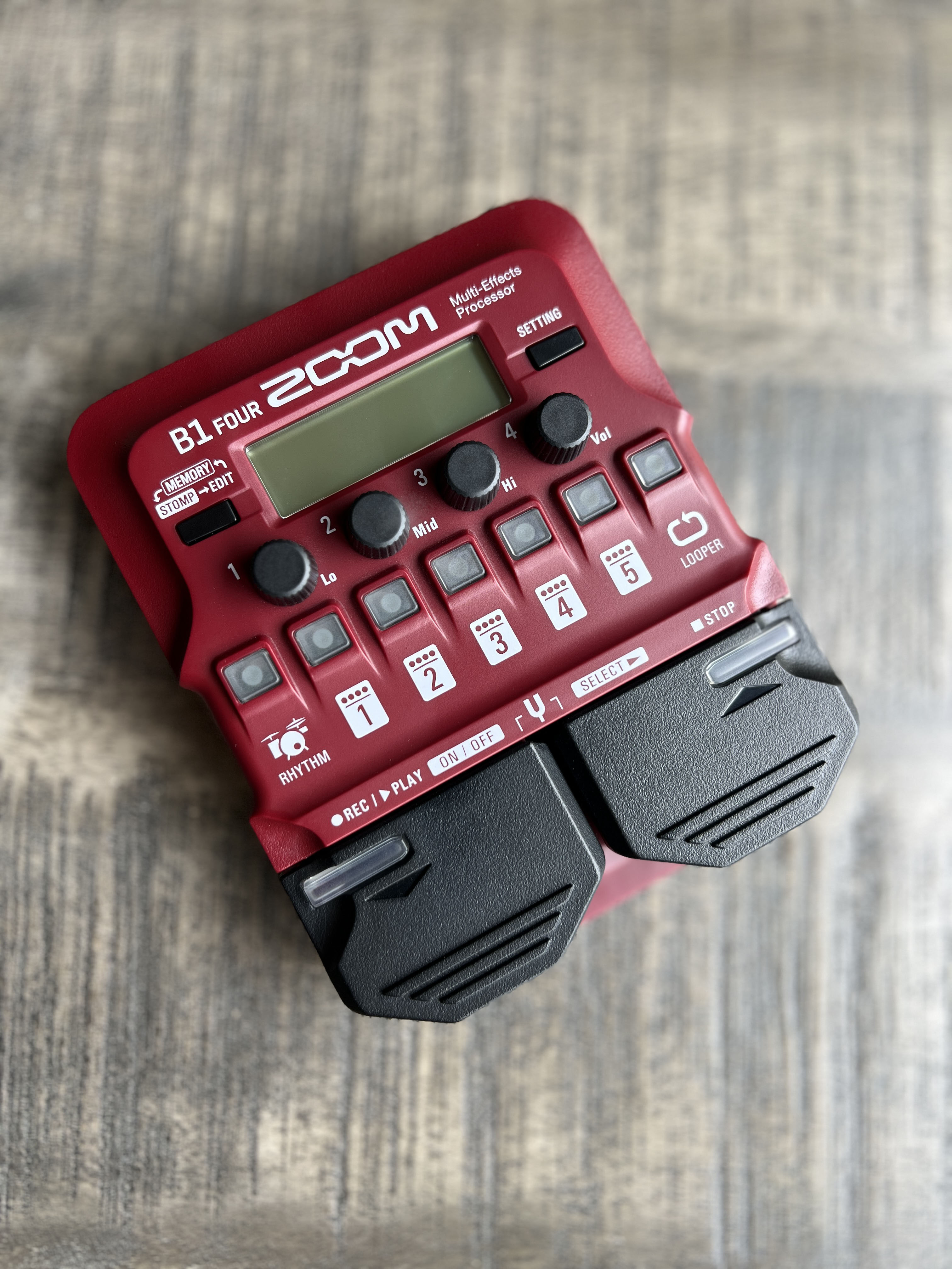 B1 Four - Zoom B1 Four - Audiofanzine