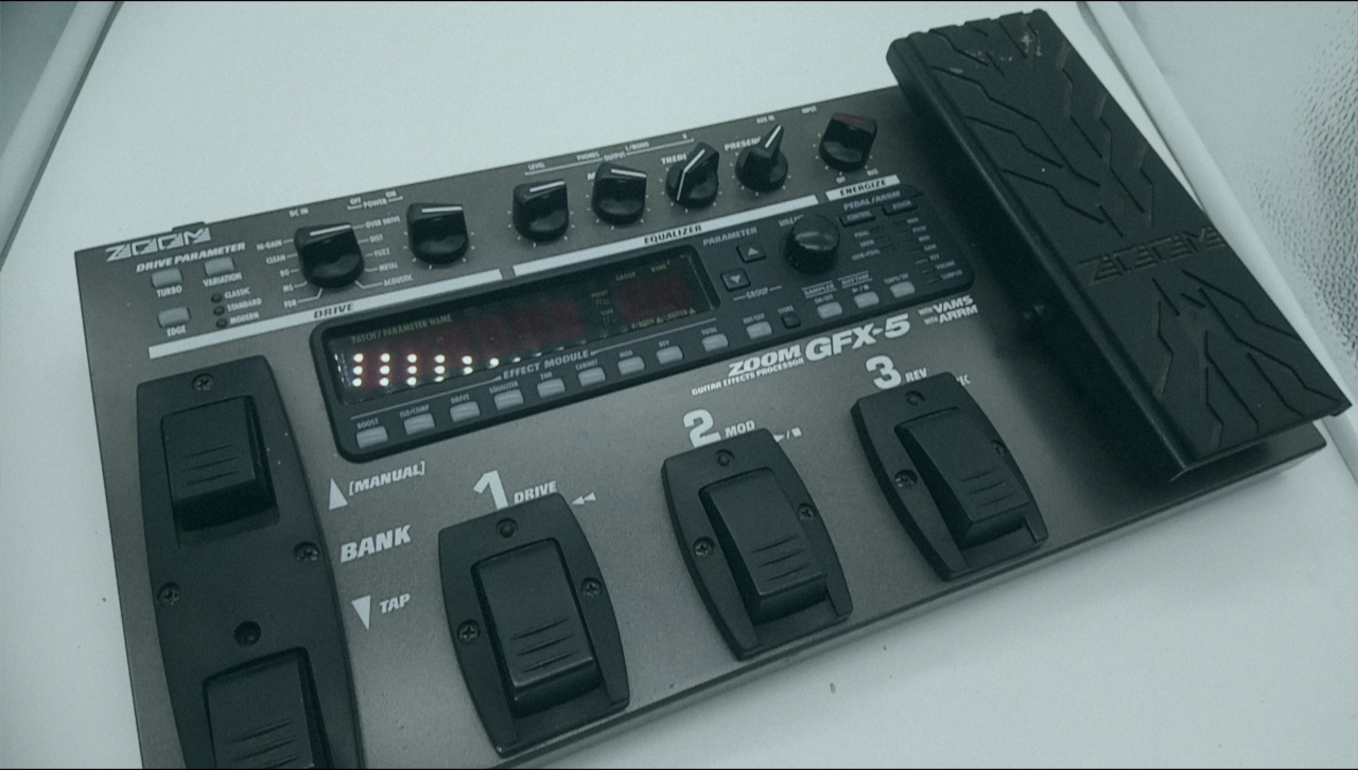 GFX-5 - Zoom GFX-5 - Audiofanzine