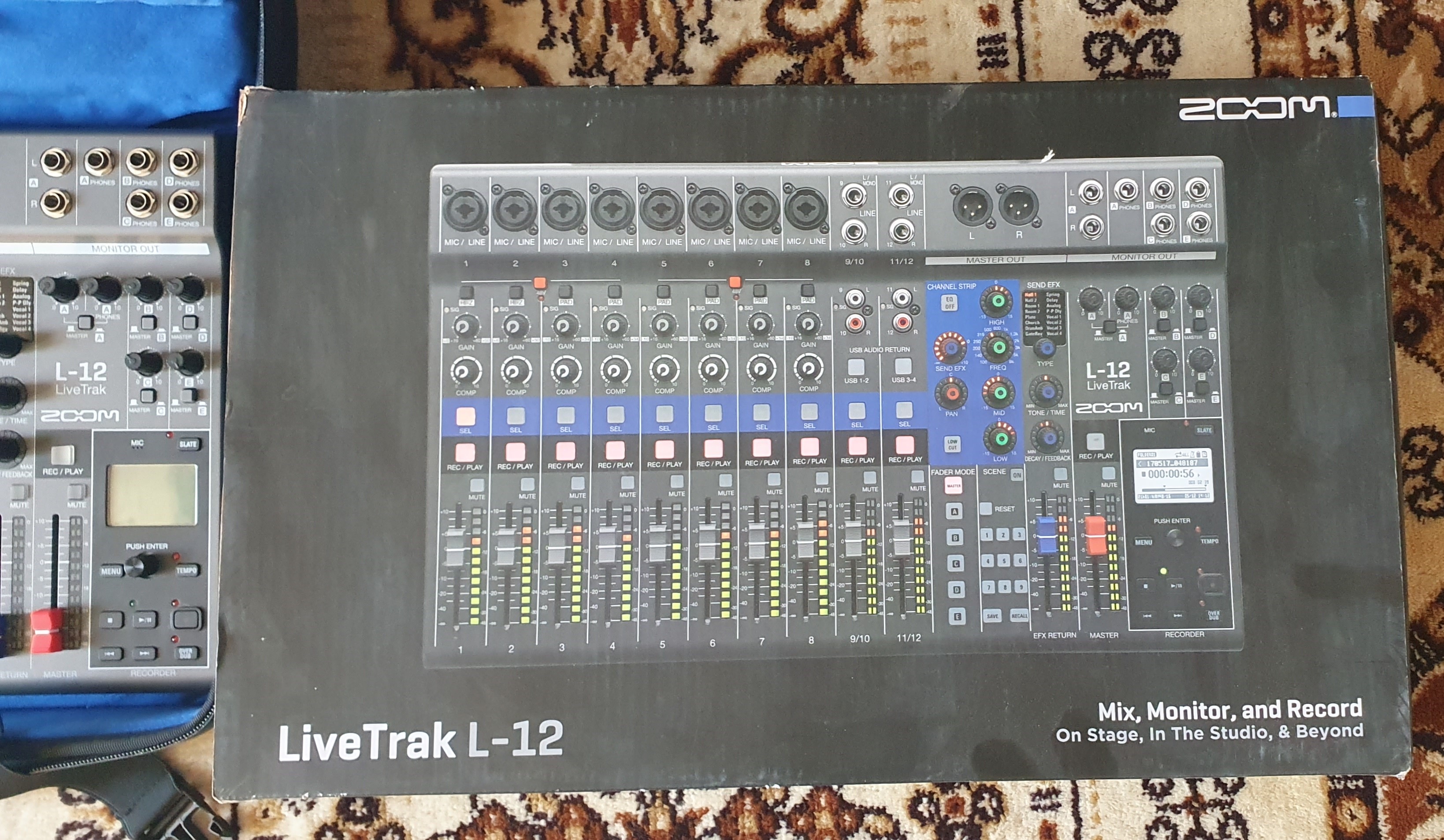 LiveTrak L-12 - Zoom LiveTrak L-12 - Audiofanzine