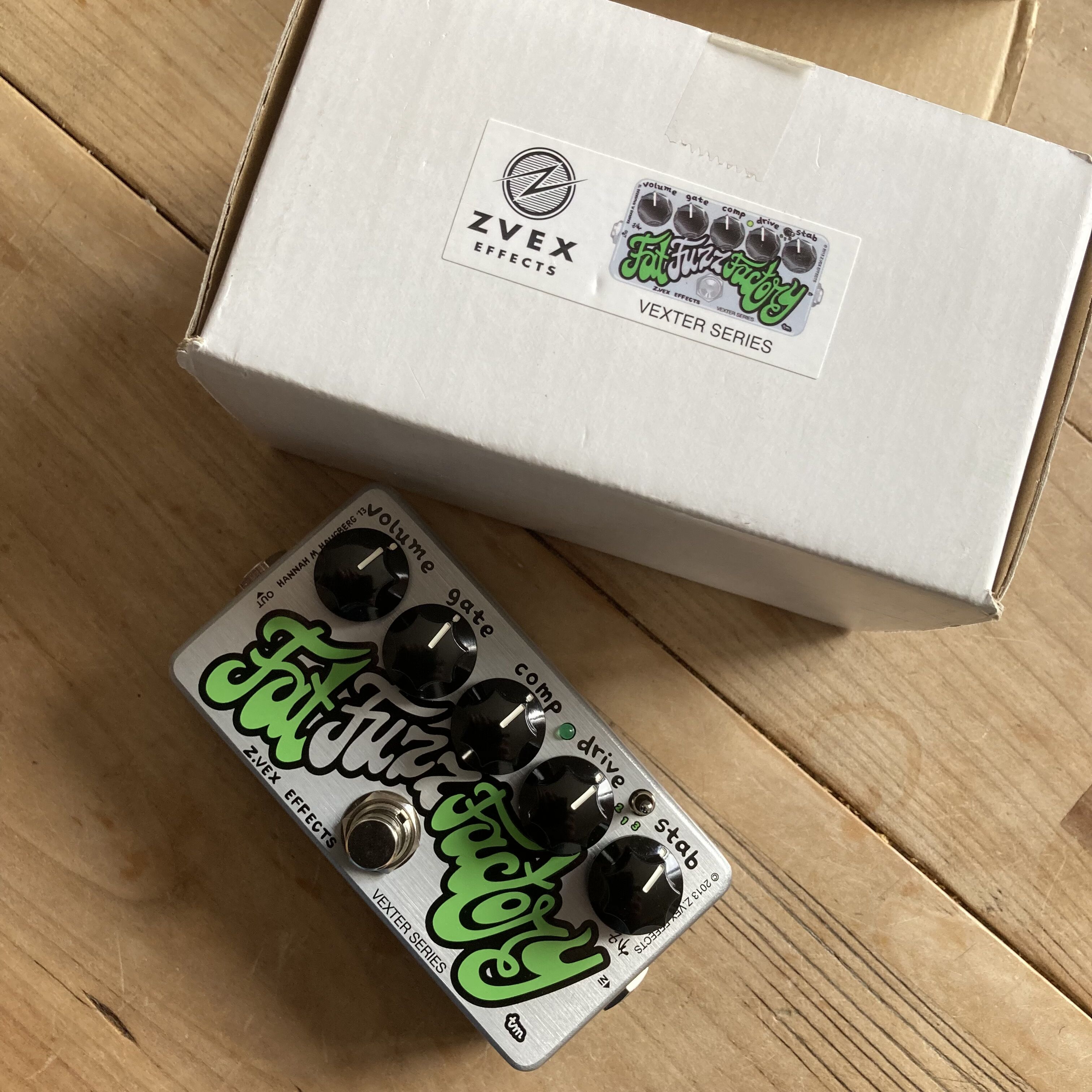 Fat Fuzz Factory Vexter - Zvex Fat Fuzz Factory Vexter - Audiofanzine